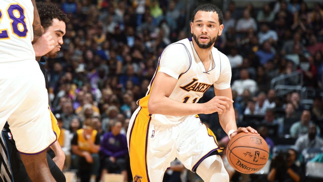 Lakers bringing back PG Ennis, source says