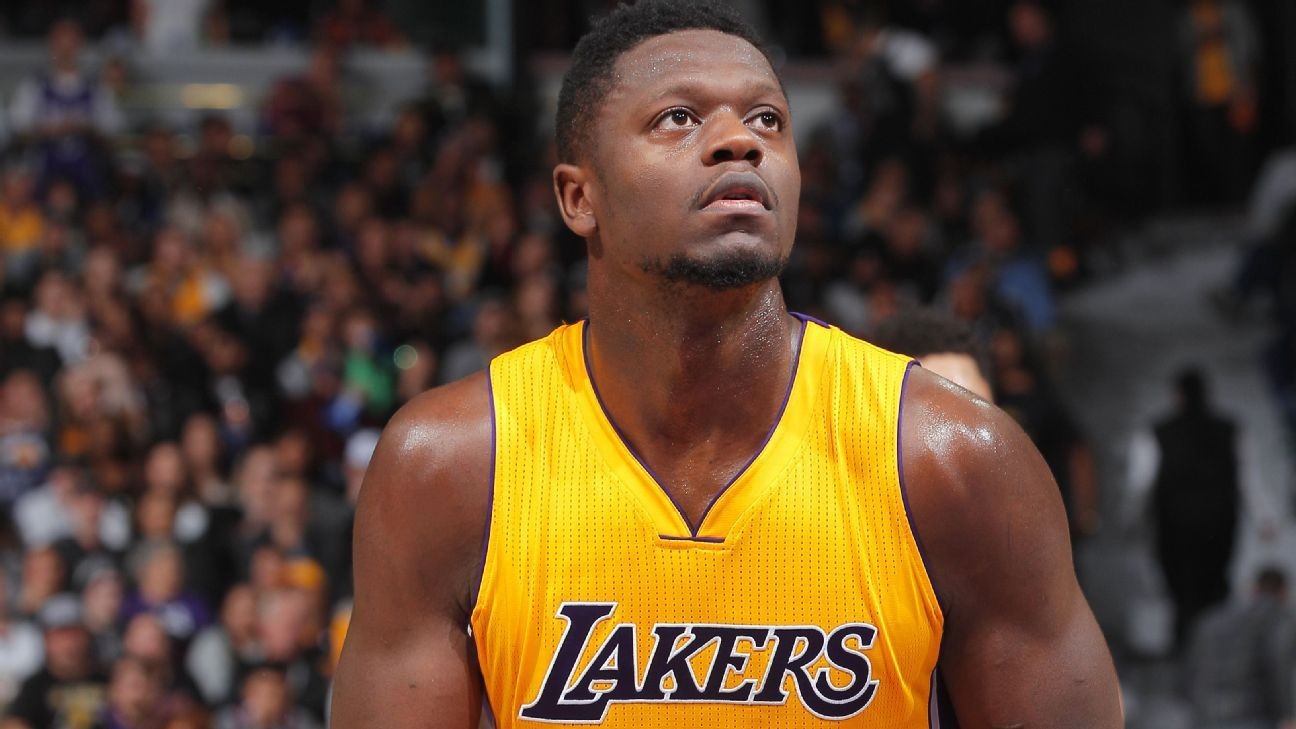 Thursday's Lakers Links: Julius Randle enjoying busy offseason