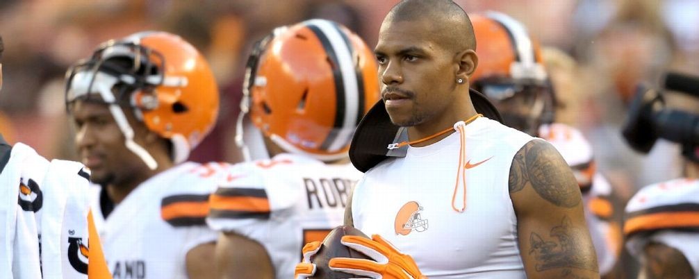 Final preseason game a big deal to Vince Mayle, Terrelle Pryor