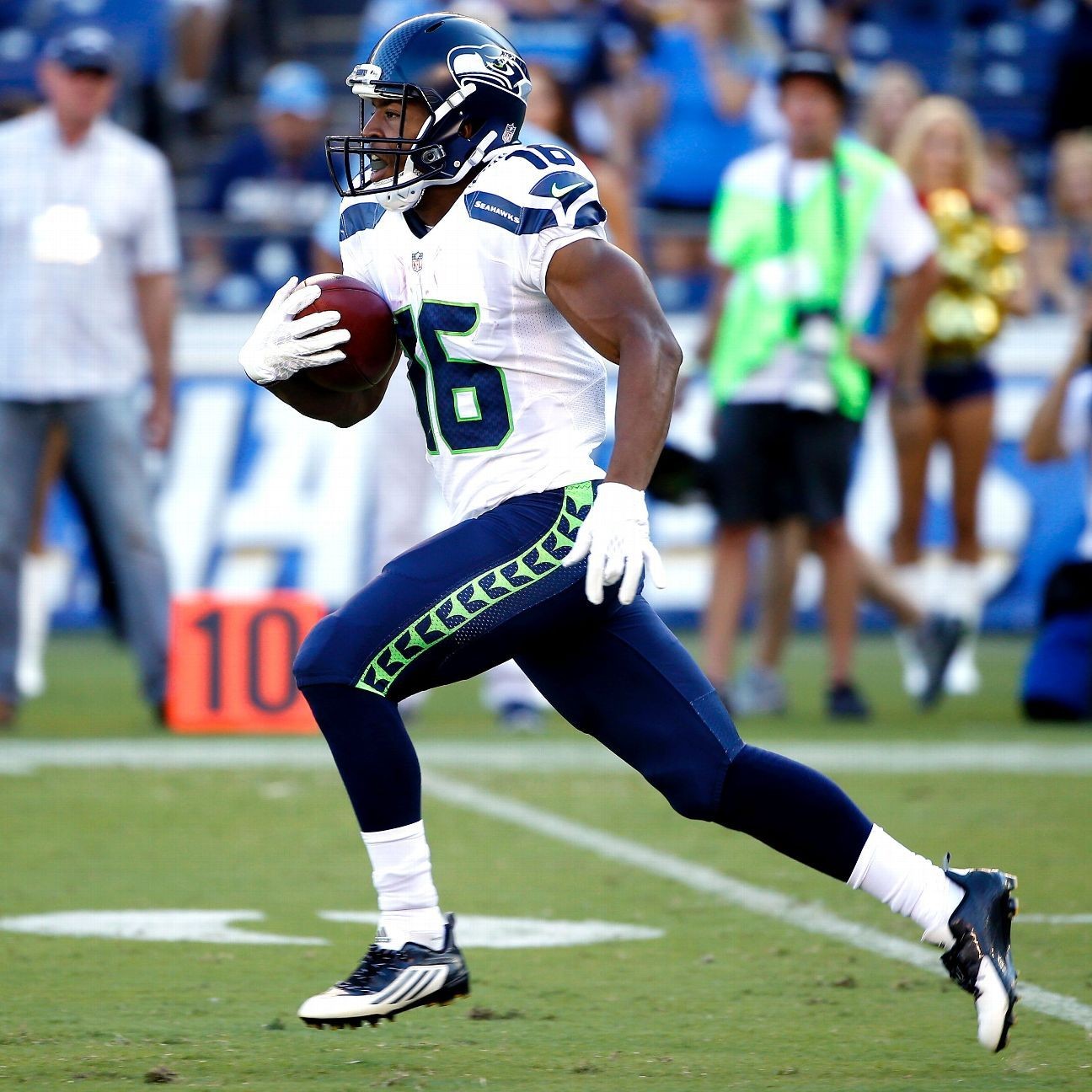 Tyler Lockett impresses again with 67-yard punt return