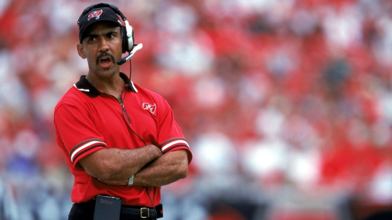 Bucs to add Tony Dungy to Ring of Honor on Sept. 24