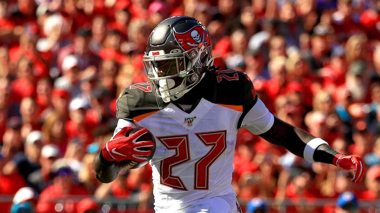 Buccaneers benched RB Ronald Jones II for missing blitz pickup