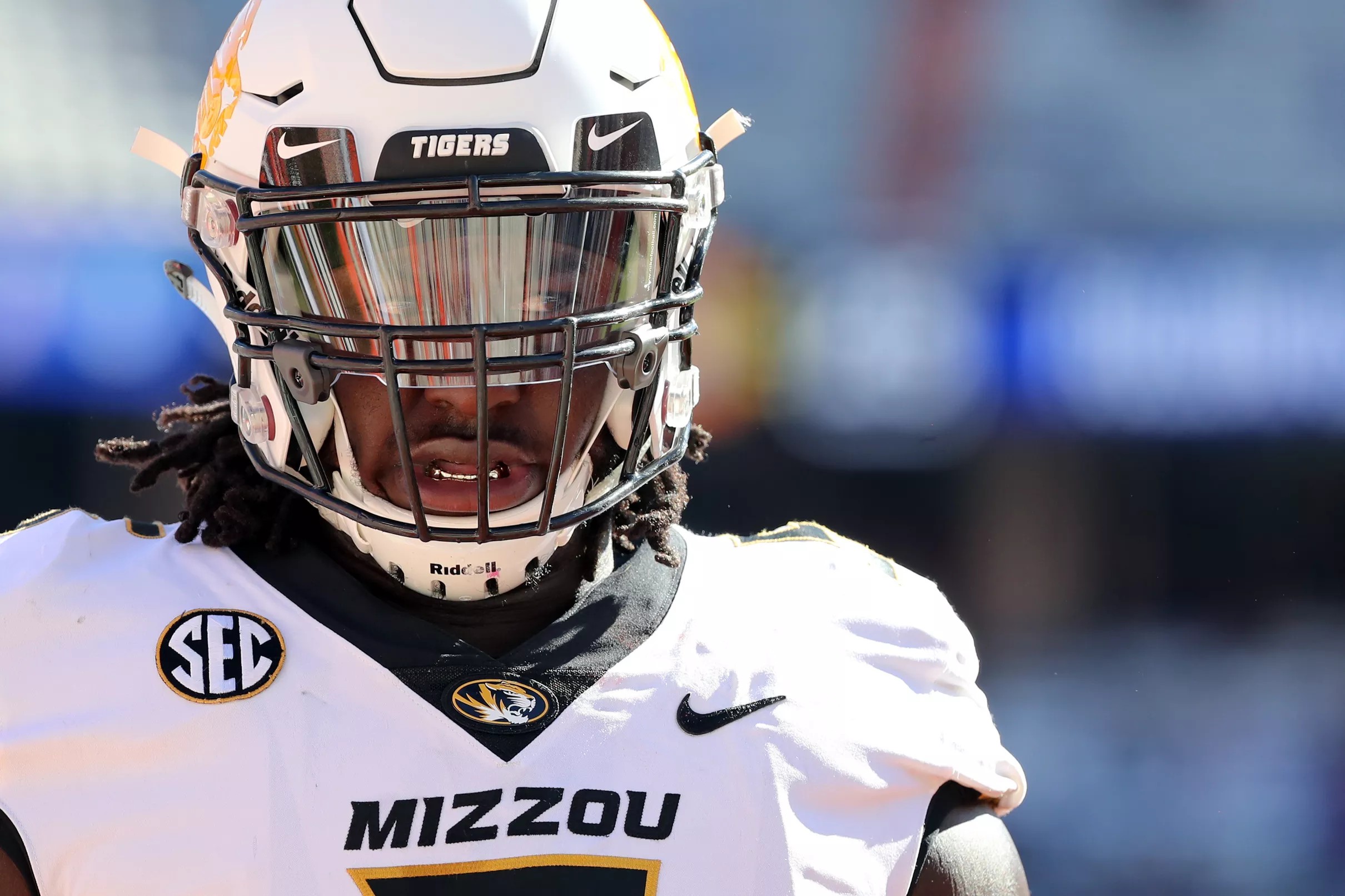 Terry Beckner selected by Tampa Bay in seventh round