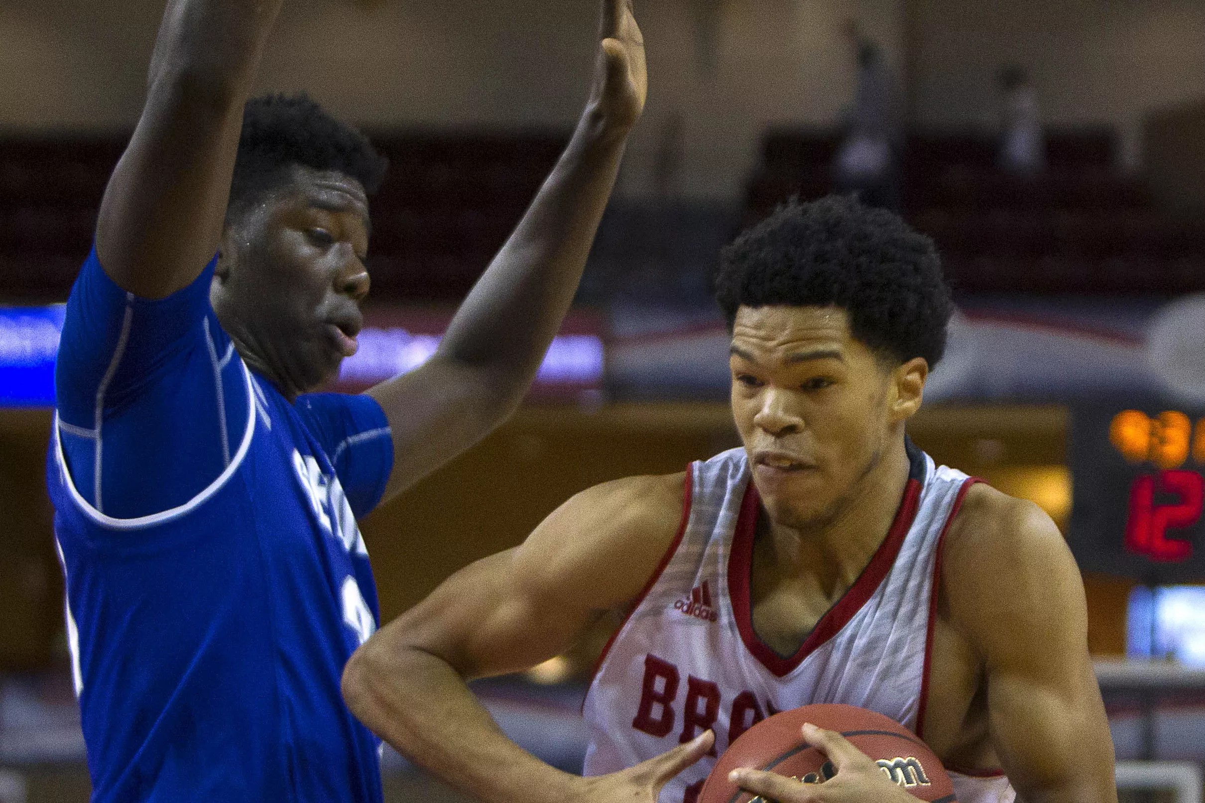 Bradley guard Ronnie Suggs to become walk-on transfer at Missouri