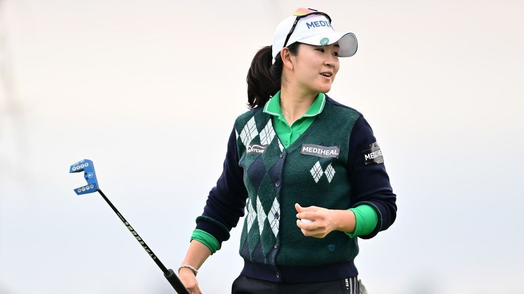 A Lim Kim holds onto 3-shot lead in LPGA season opener