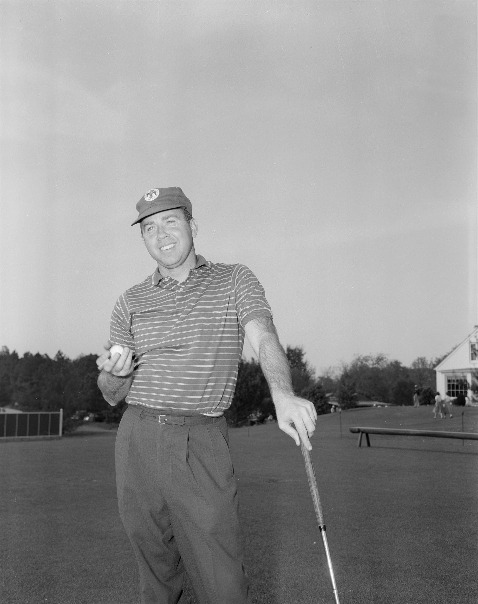 Don Cherry, Singer by Night and Golfer by Day, Is Dead at 94