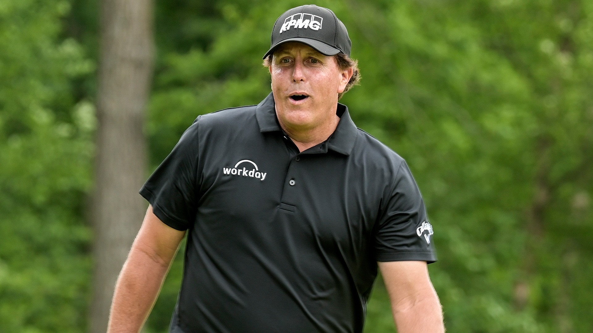 Mickelson (70), playing with two drivers, off to good start at Memorial