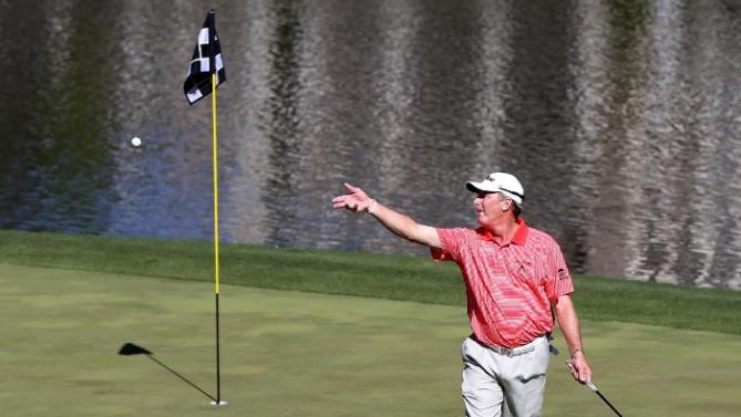 Woody Austin, Michael Allen take Legends lead (The Associated Press)