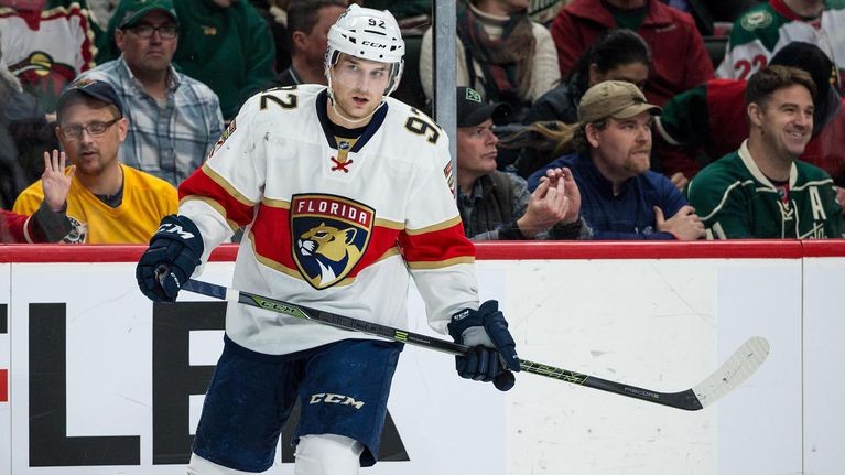 Wild sign former Gophers captain Kyle Rau to two-way contract