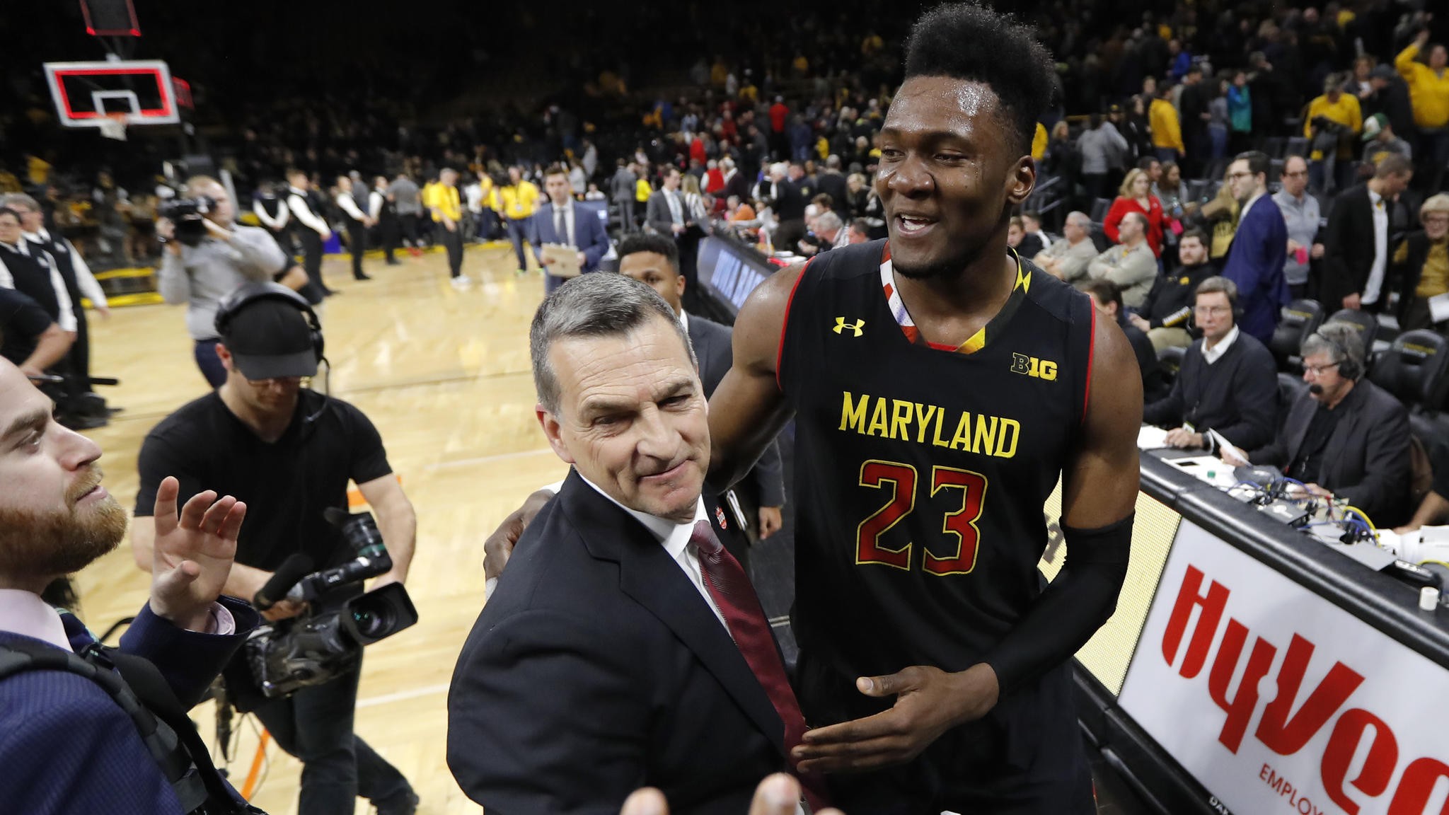 Anthony Cowan Jr. busts out as Maryland breaks road slide vs. ranked ...