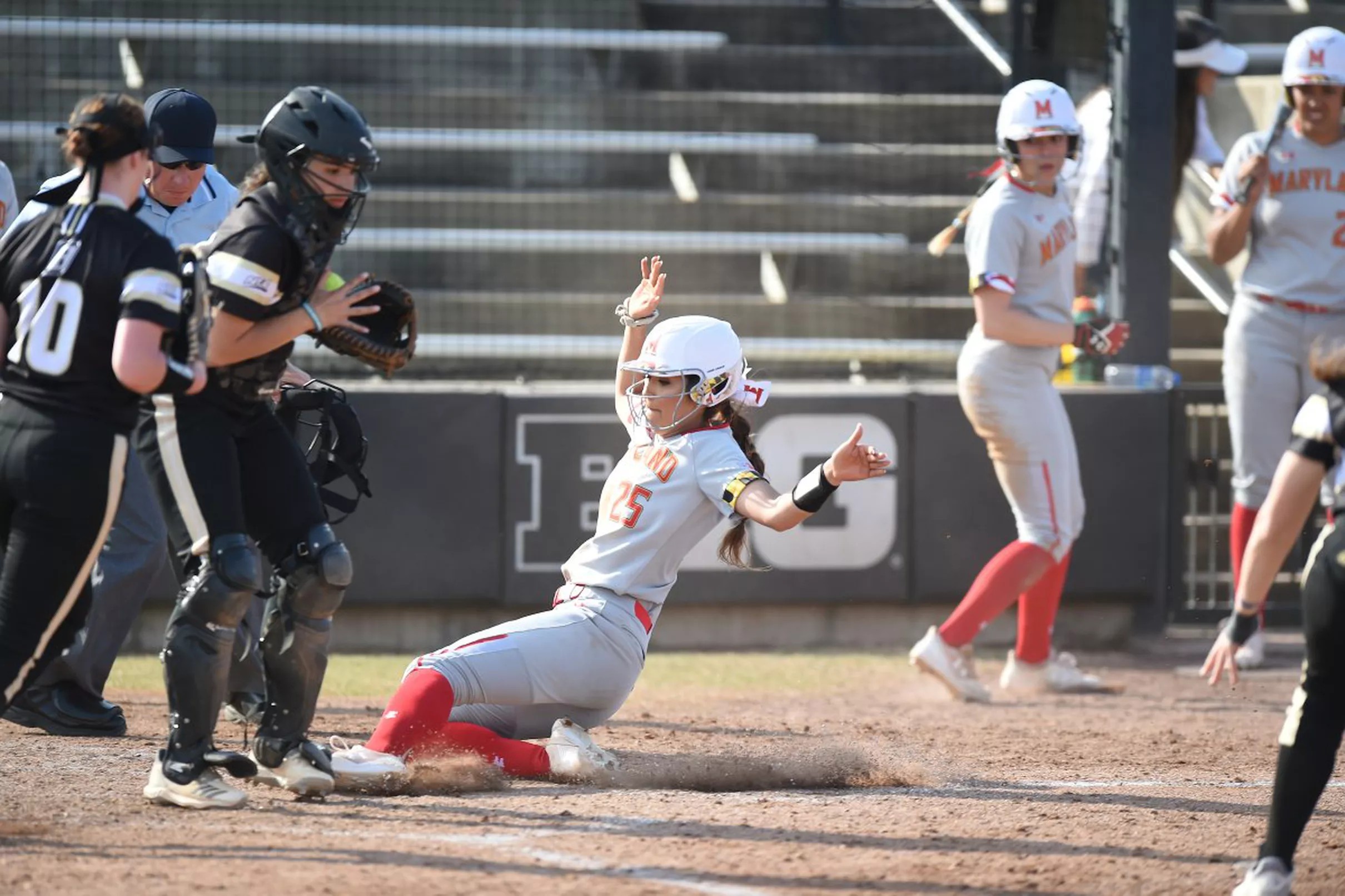 Maryland softball sweeps the competition at Maryland Invitational