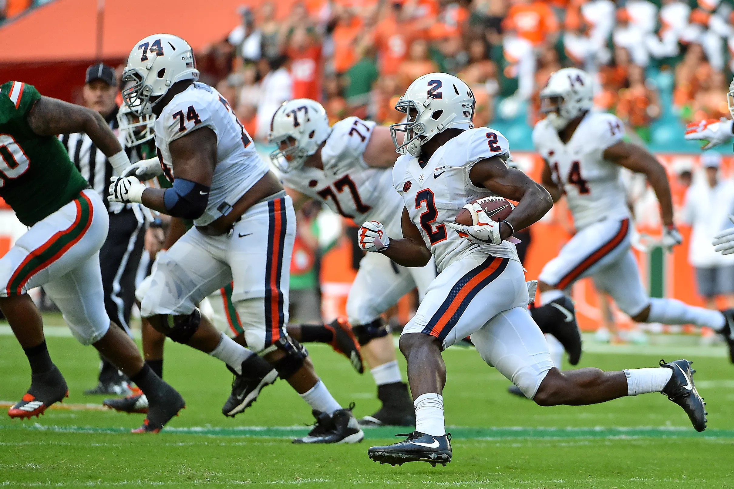 COMMITMENT! Virginia Cavaliers land junior college dual-threat ...