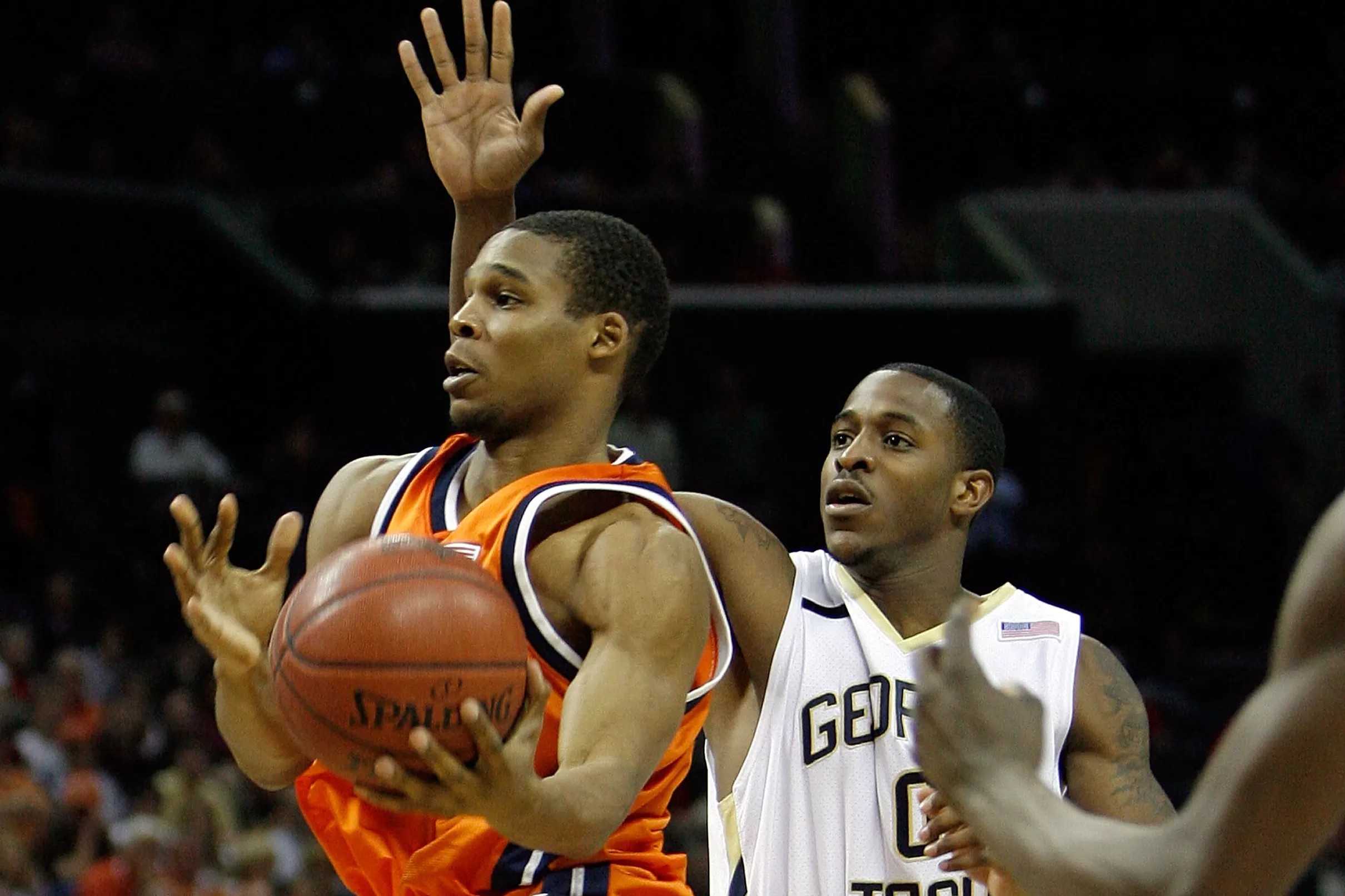 Sean Singletary’s son showcases his dribbling skills