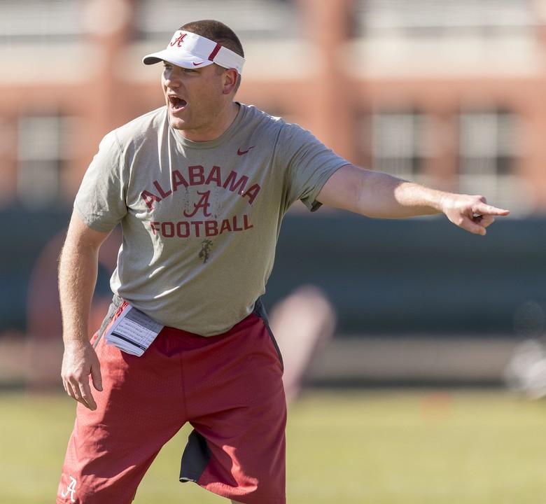 Tosh Lupoi’s departure from Alabama could be Pac-12’s biggest ...