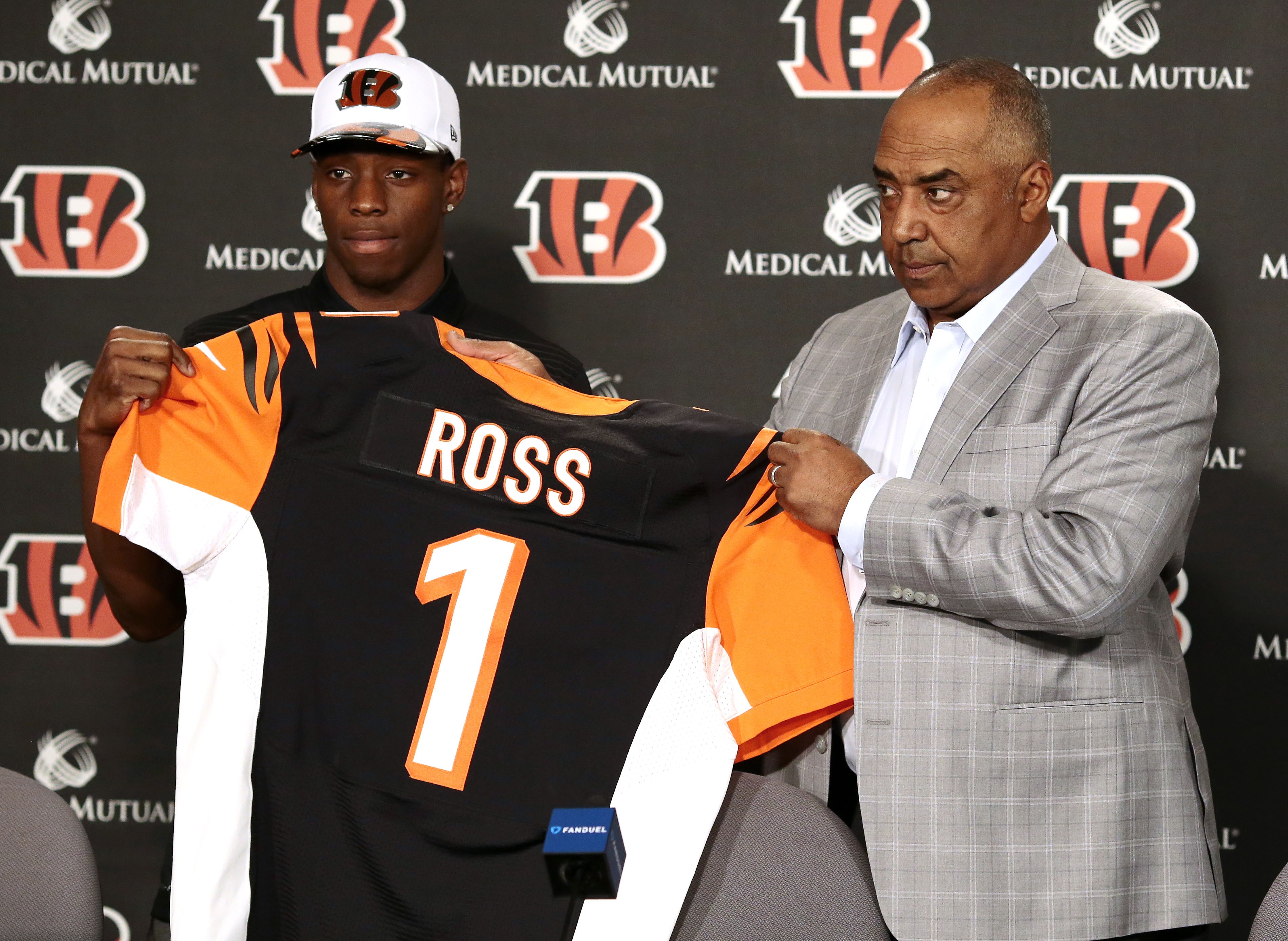 Washington Huskies WR John Ross III Officially Cincinnati Bengal