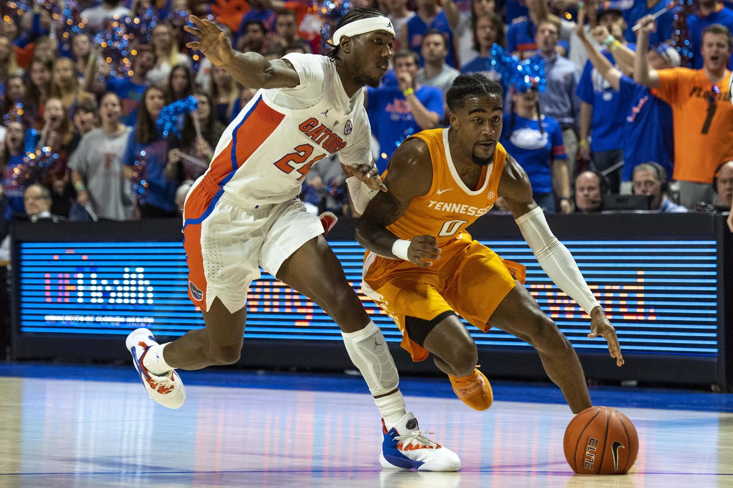Watch: Tennessee trolls Florida with ‘Gator Chomp’ after road win