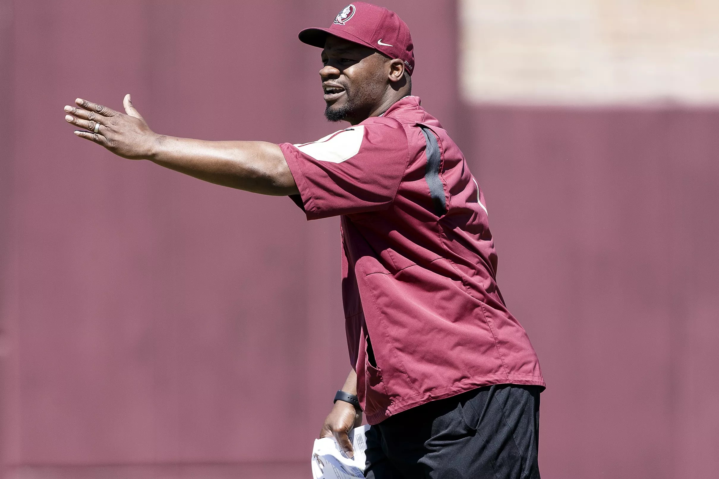 Report: Tennessee football hires Jay Graham to fill open position