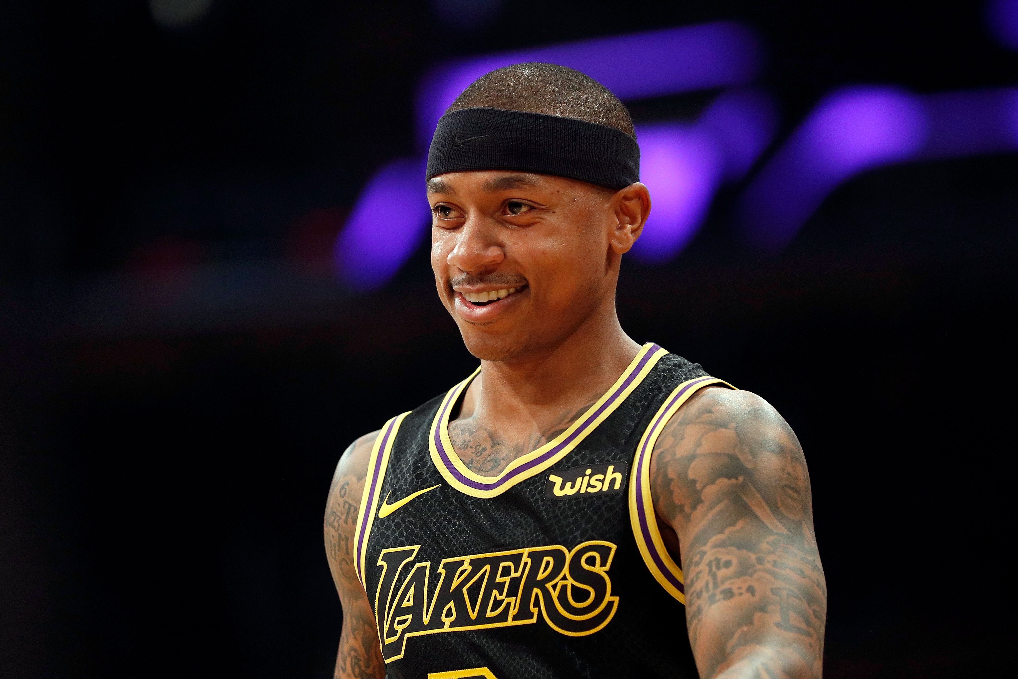 Isaiah Thomas gets the Attention of Boston Celtics Fans