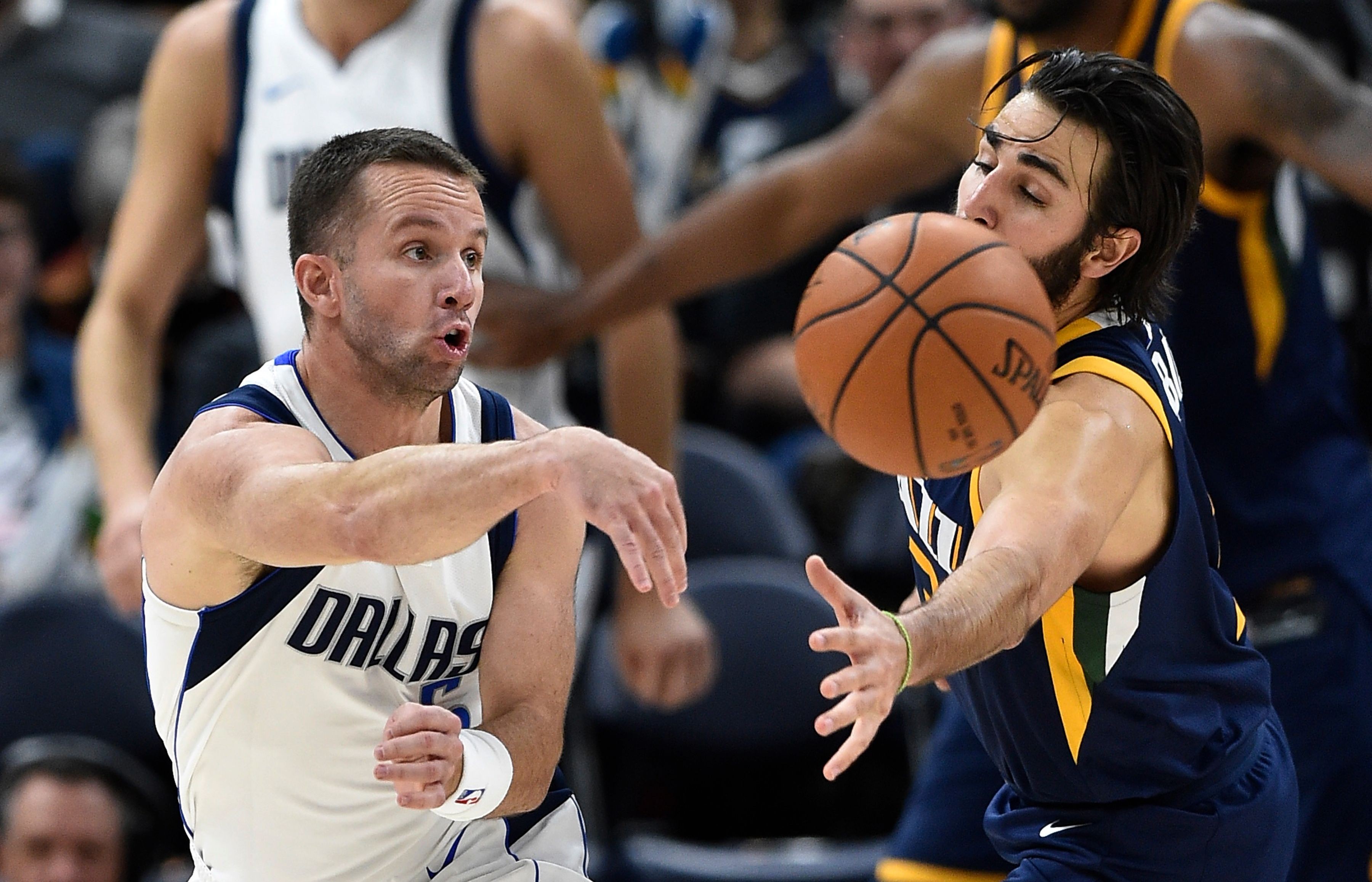 Utah Jazz-Dallas Mavericks: Can the Jazz bench contribute to a win?