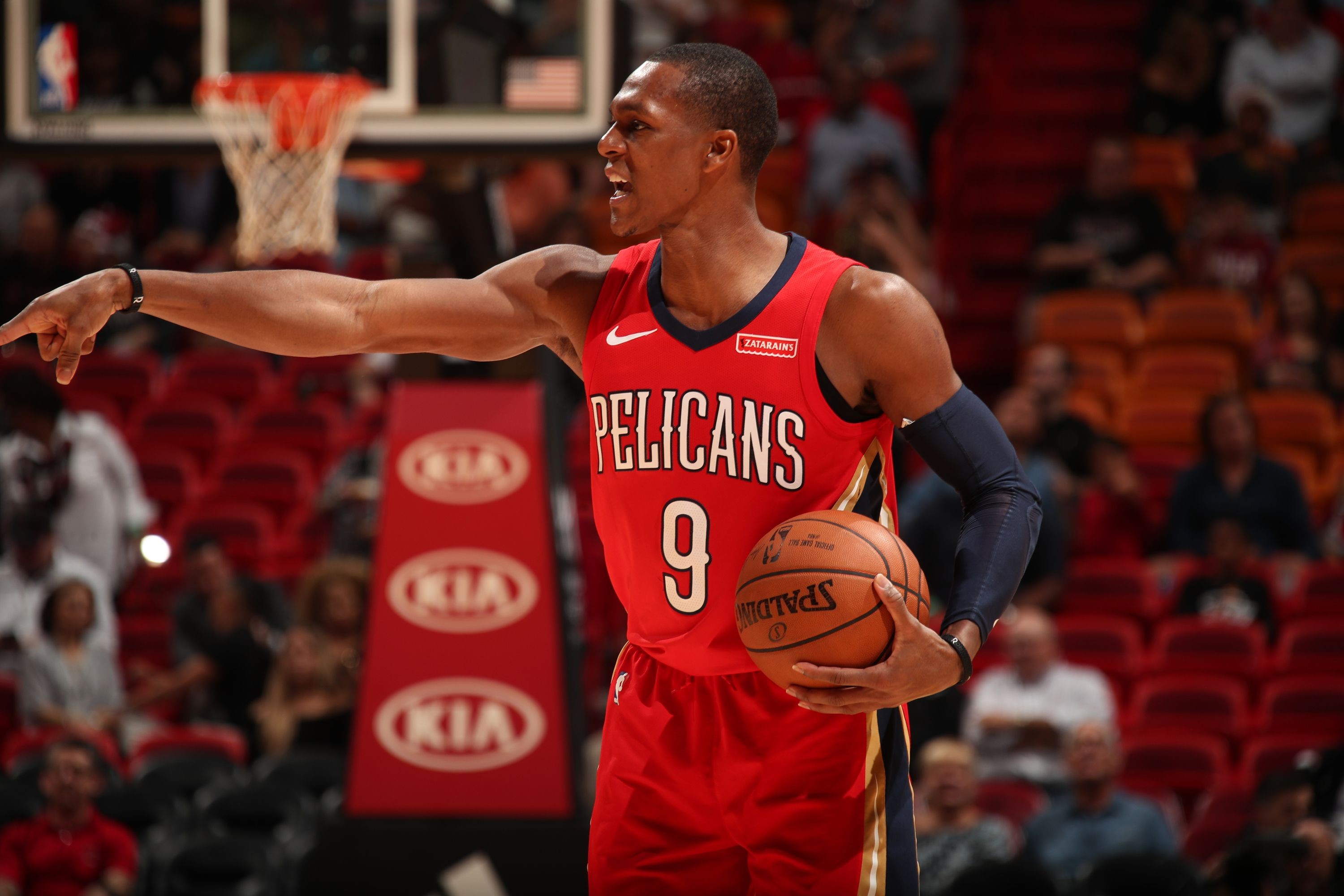 Utah Jazz-NOLA: Ricky Rubio, Rajon Rondo battle for dimes