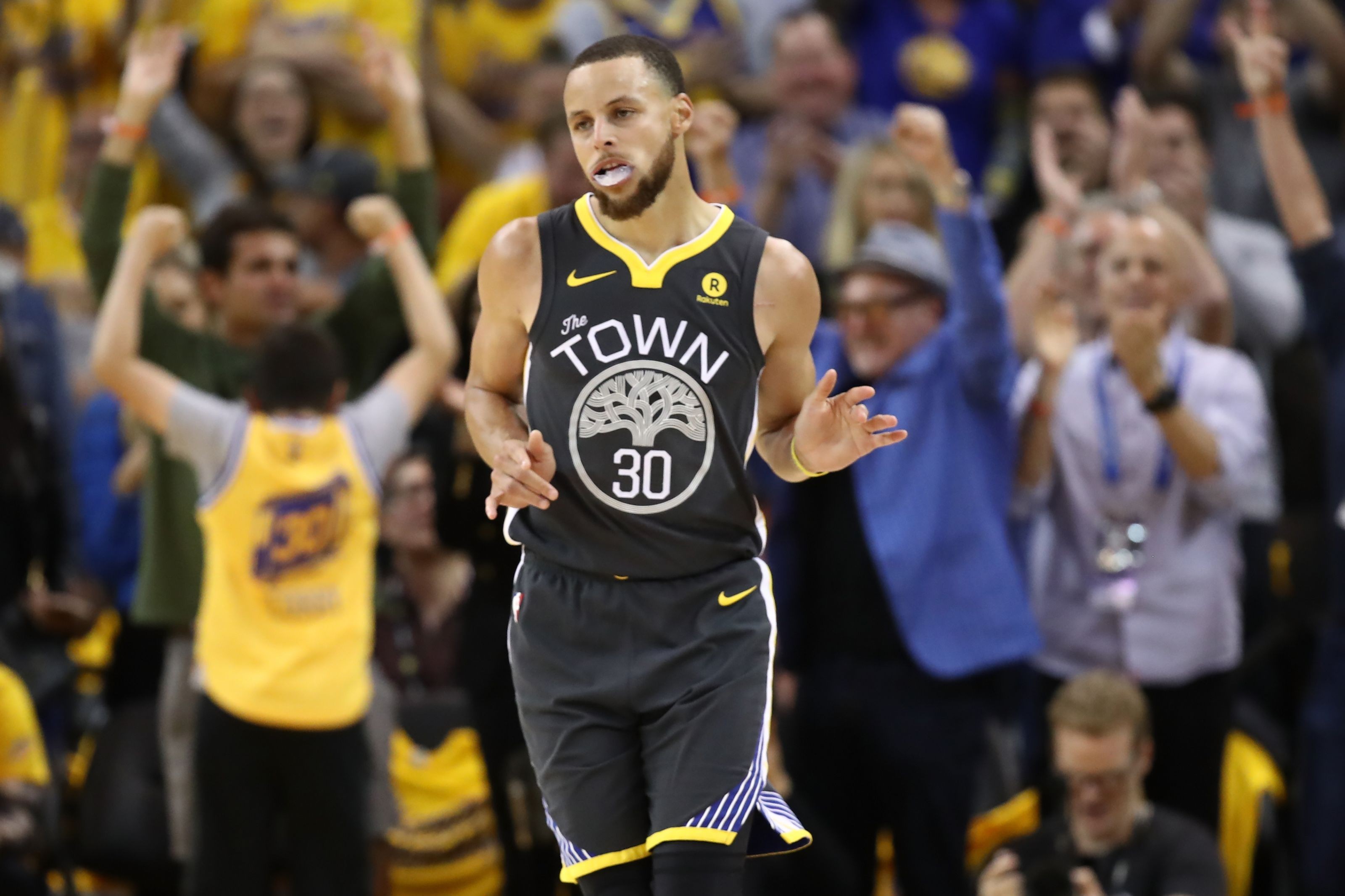 Golden State Warriors: Stephen Curry is still the most valuable Warrior