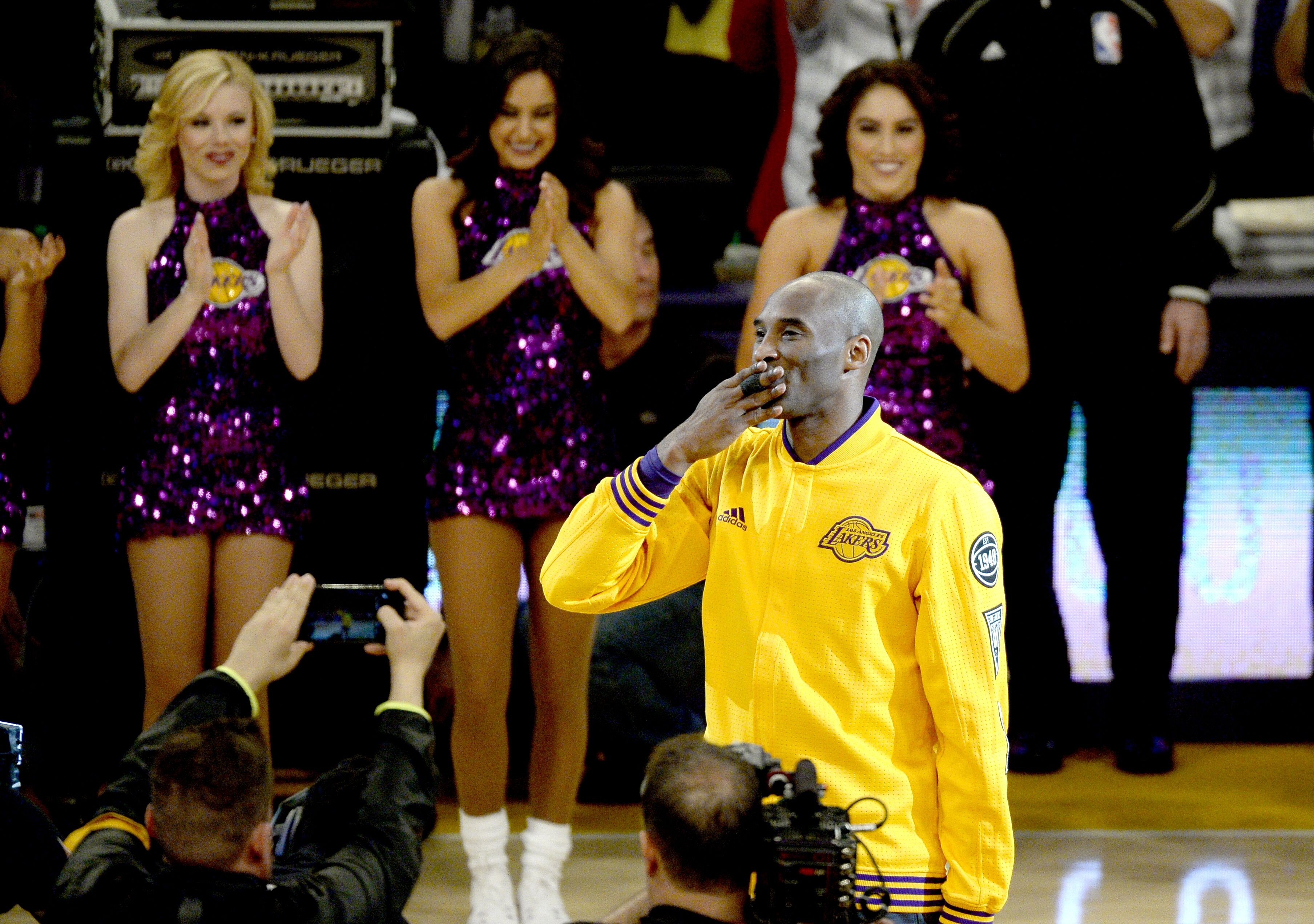Los Angeles Lakers: Kobe Bryant – Forever a Connection