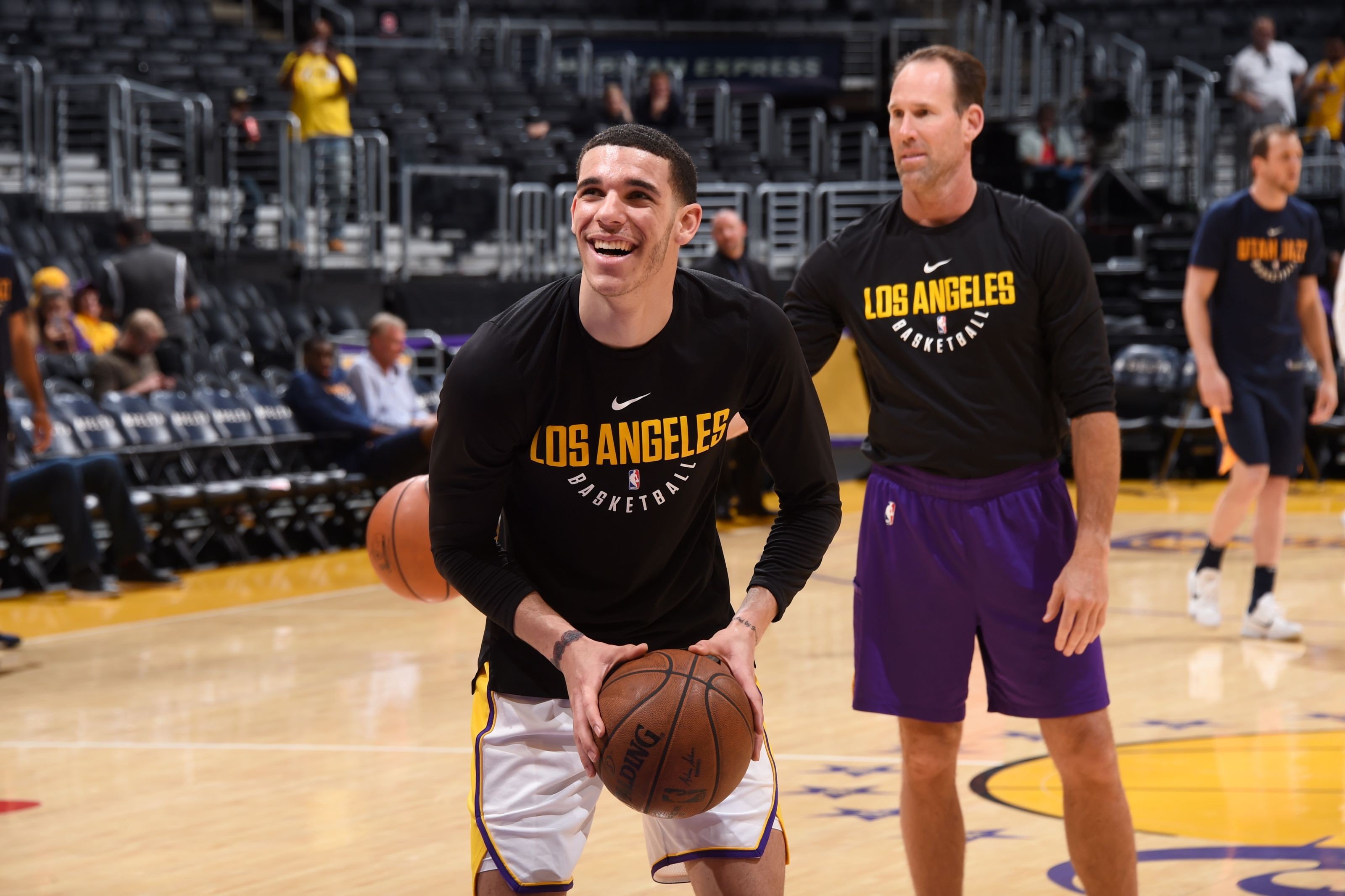 Los Angeles Lakers: Lonzo Ball working on his jumper at practice facility