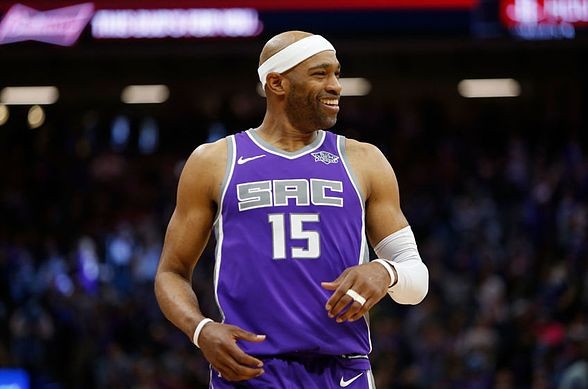 Sacramento Kings free agency: Should they bring back Vince Carter?