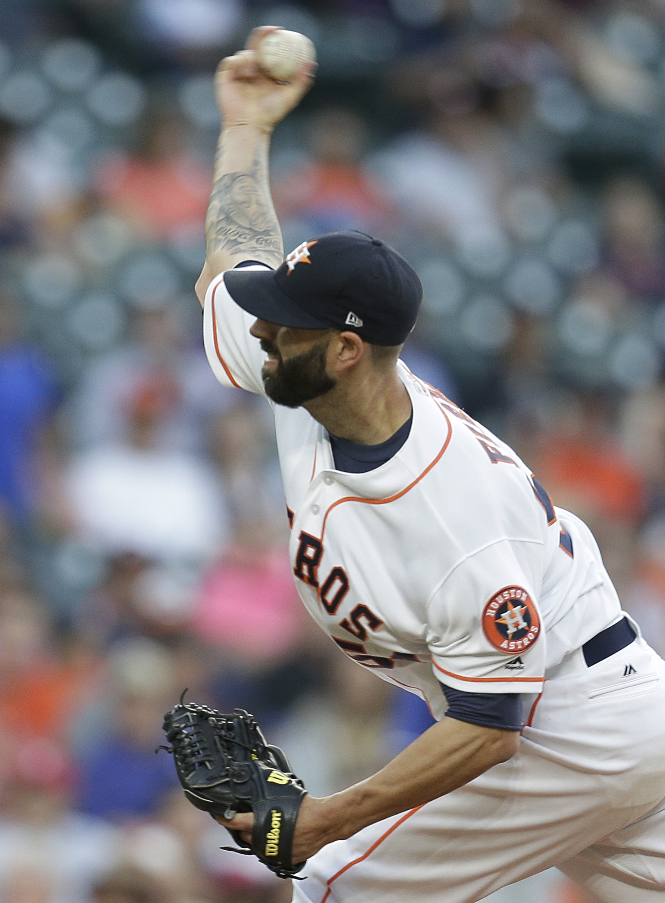 What should the Astros do about Mike Fiers?