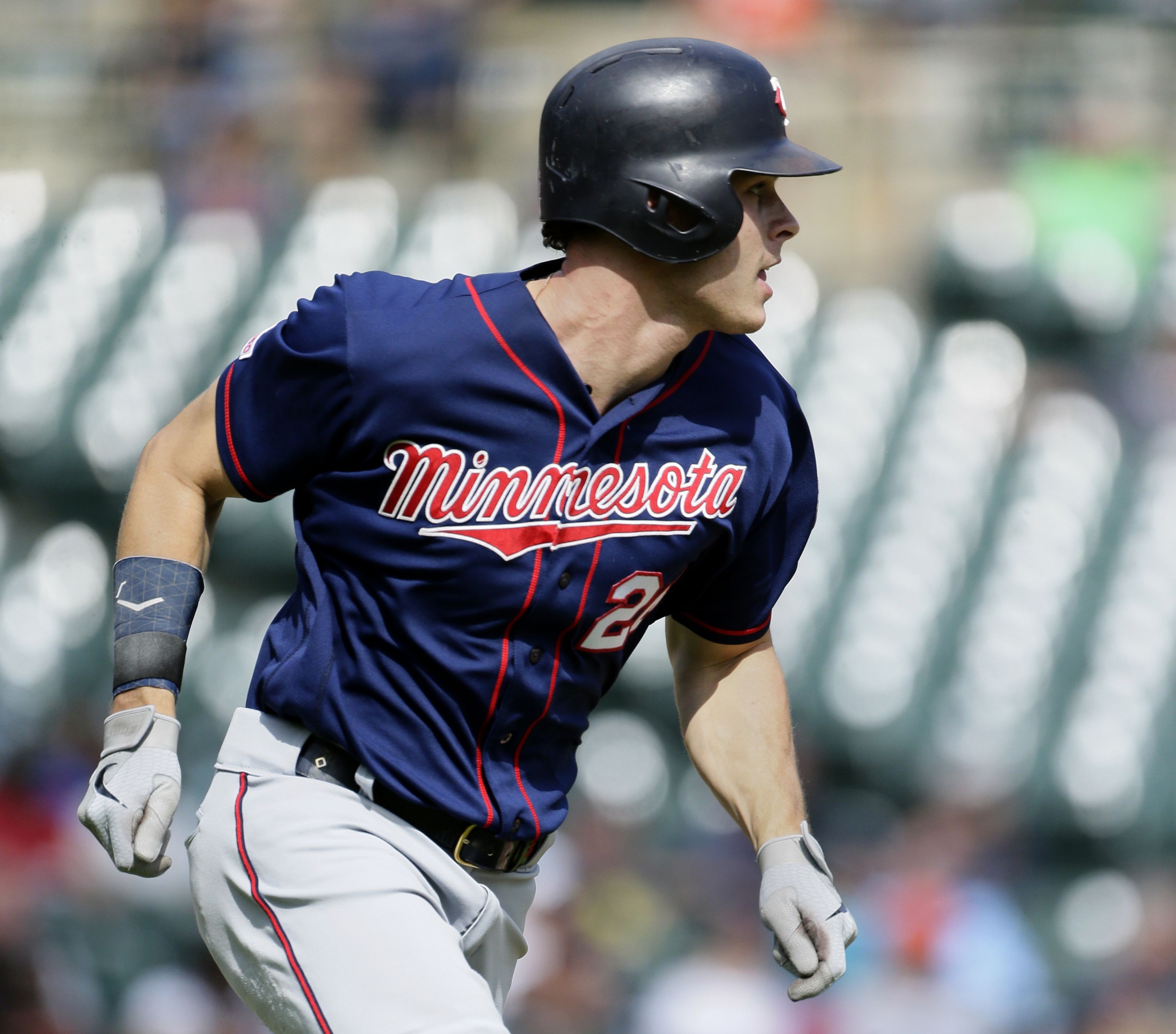 Minnesota Twins: Max Kepler to undergo MRI for shoulder issue