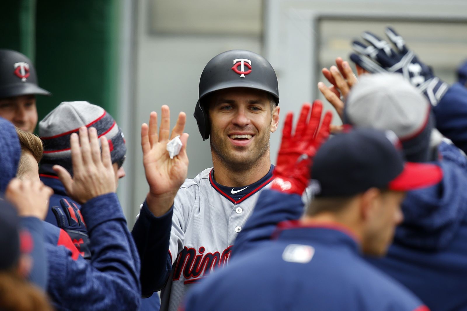 Minnesota Twins: Joe Mauer approaching a career hits milestone