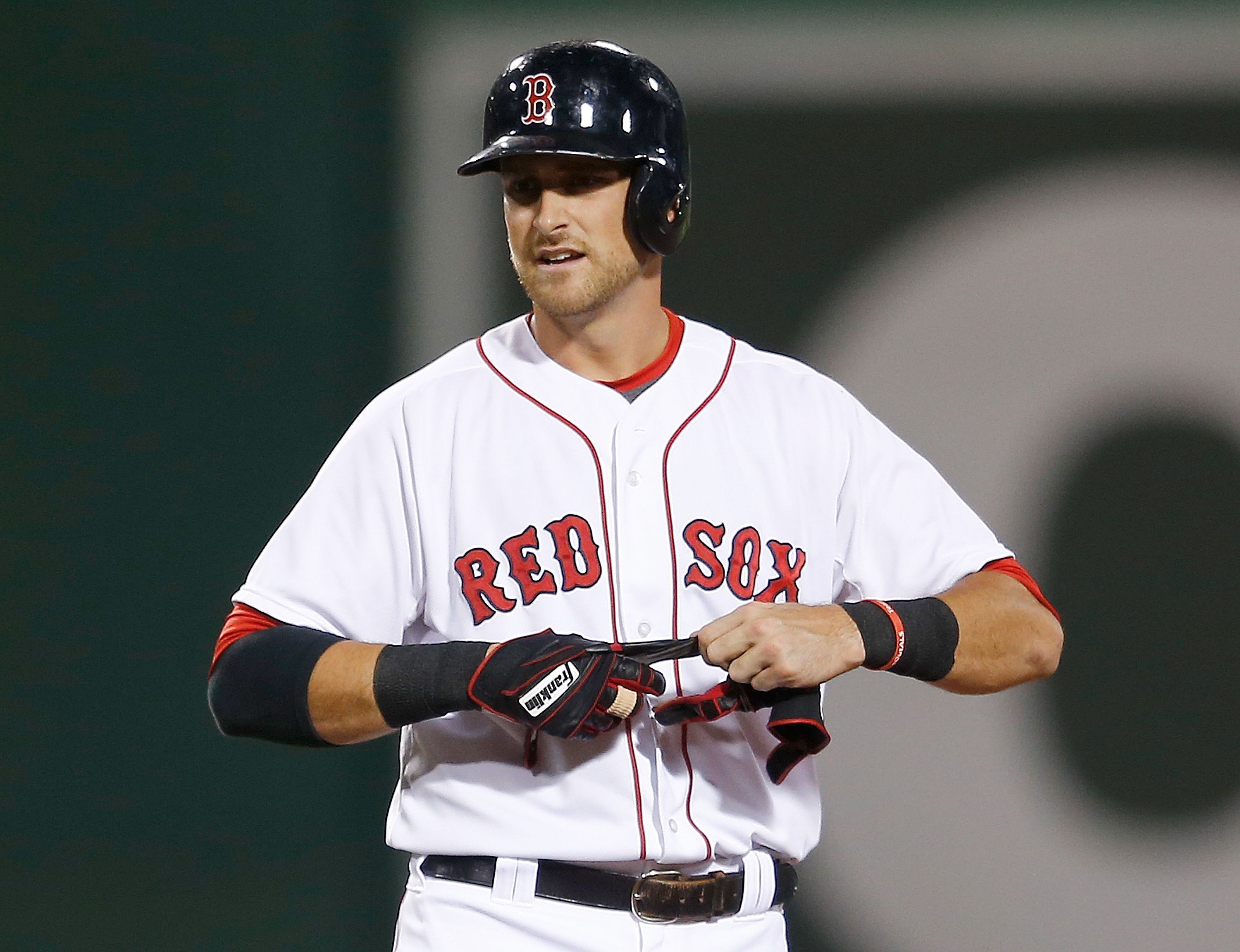 Phillies sign former Red Sox top prospect Will Middlebrooks
