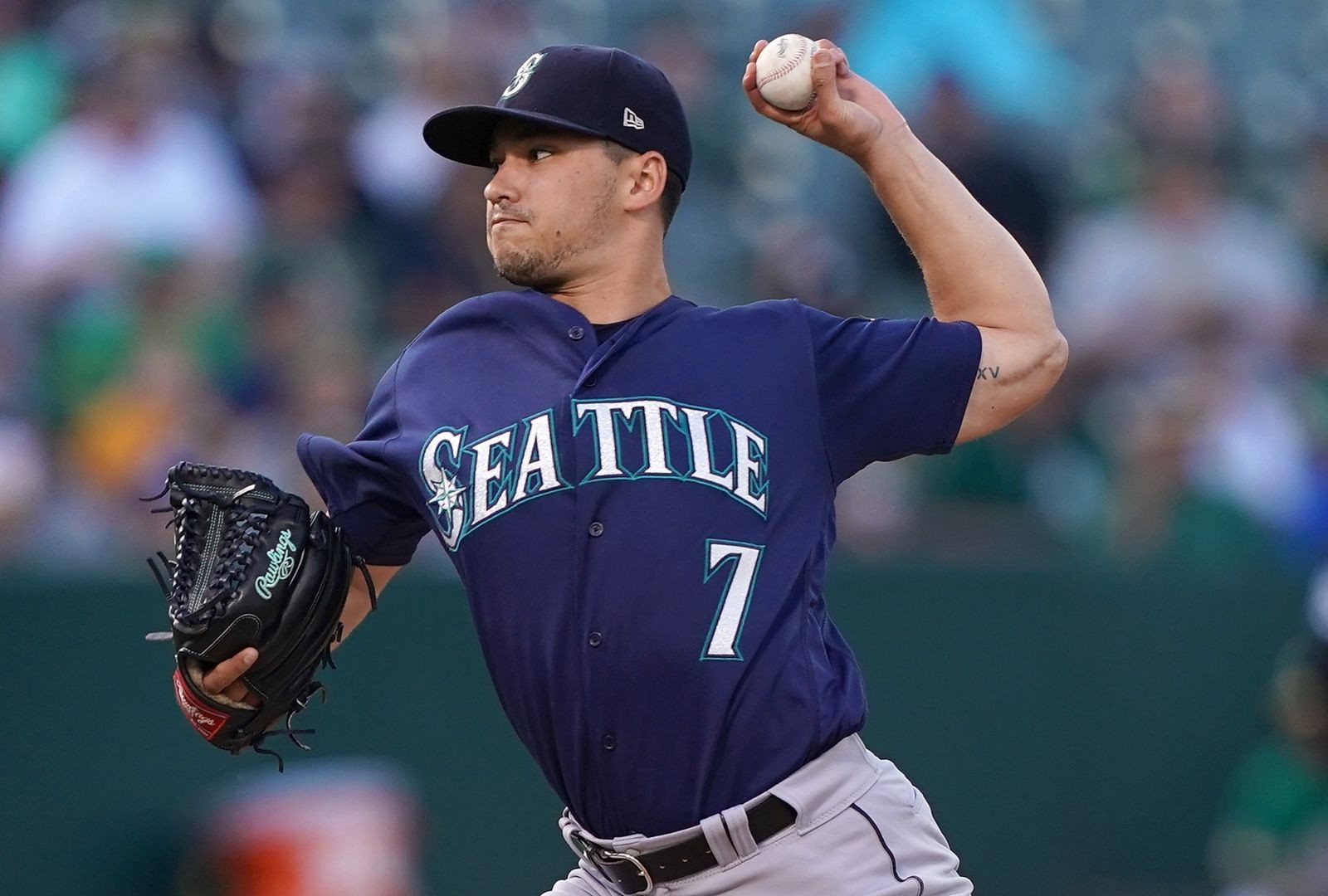 MLB Trades Rumors predicts Mariners sign 2 starting pitchers