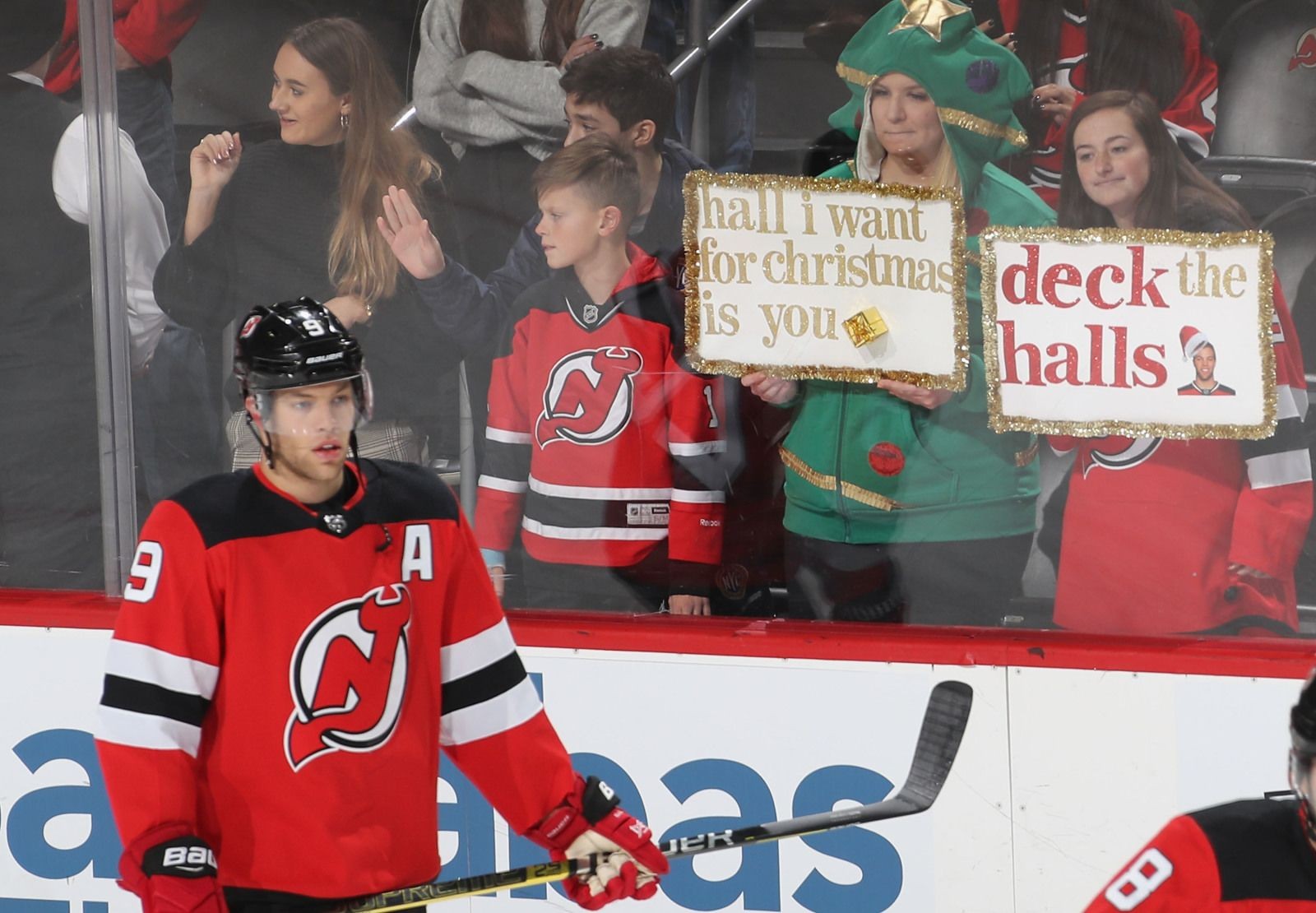 New Jersey Devils: There’s Reward In Playing Taylor Hall At End Of Season
