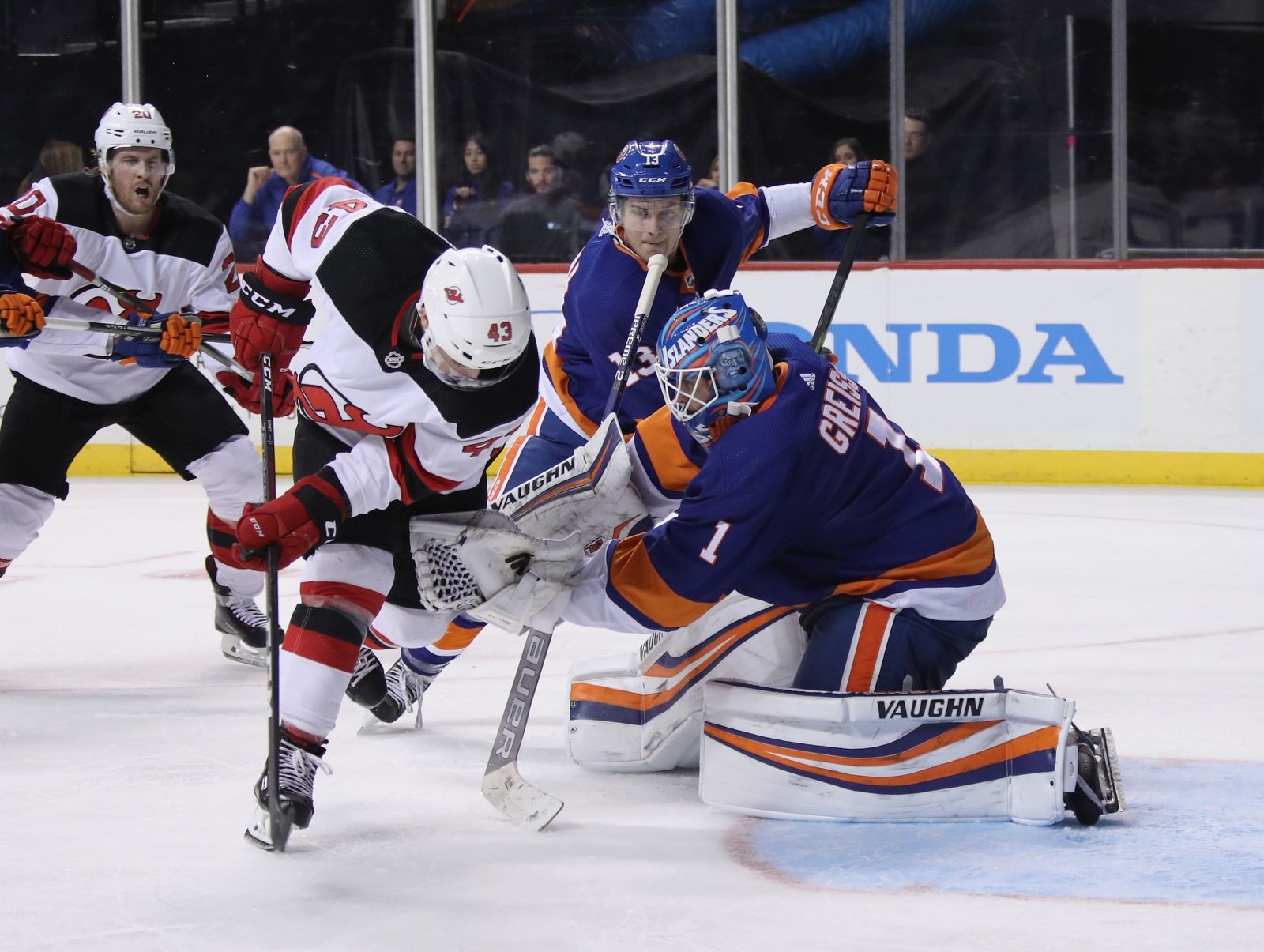 New York Islanders Win Fifth Straight Game vs. New Jersey Devils
