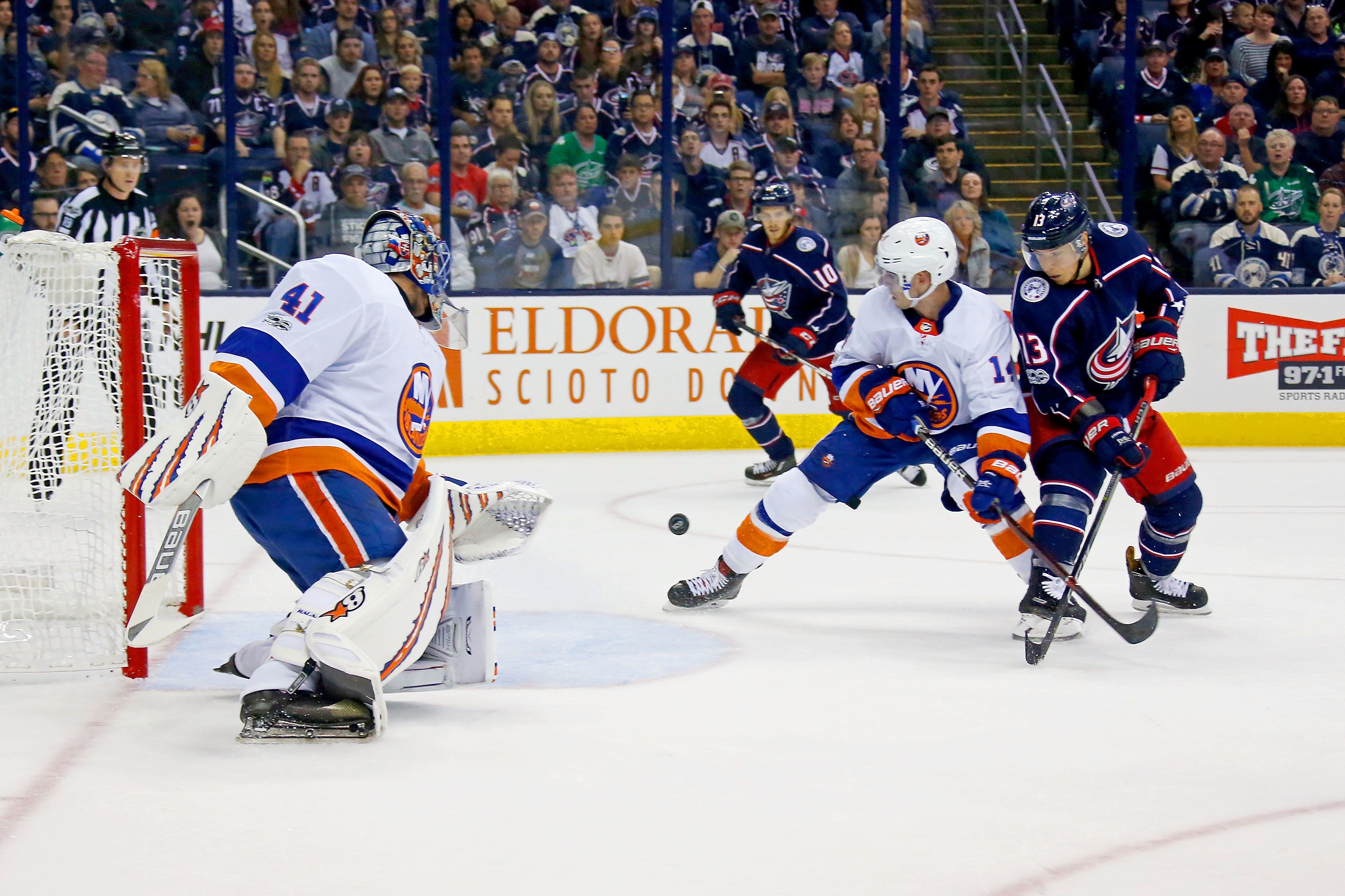 New York Islanders Top And Bottom Three Players On Season Opener