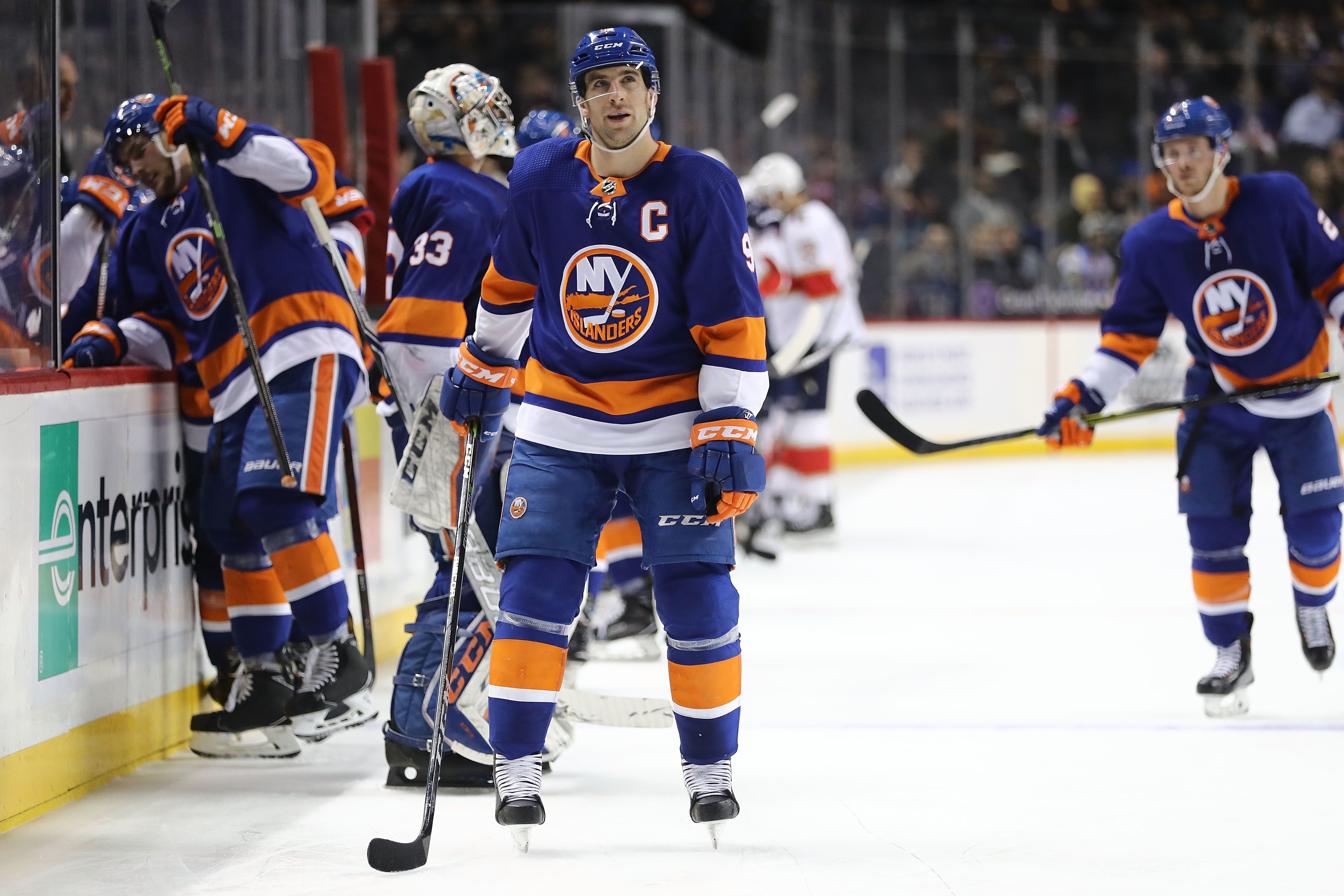 New York Islanders John Tavares 2017-18 Season Grade