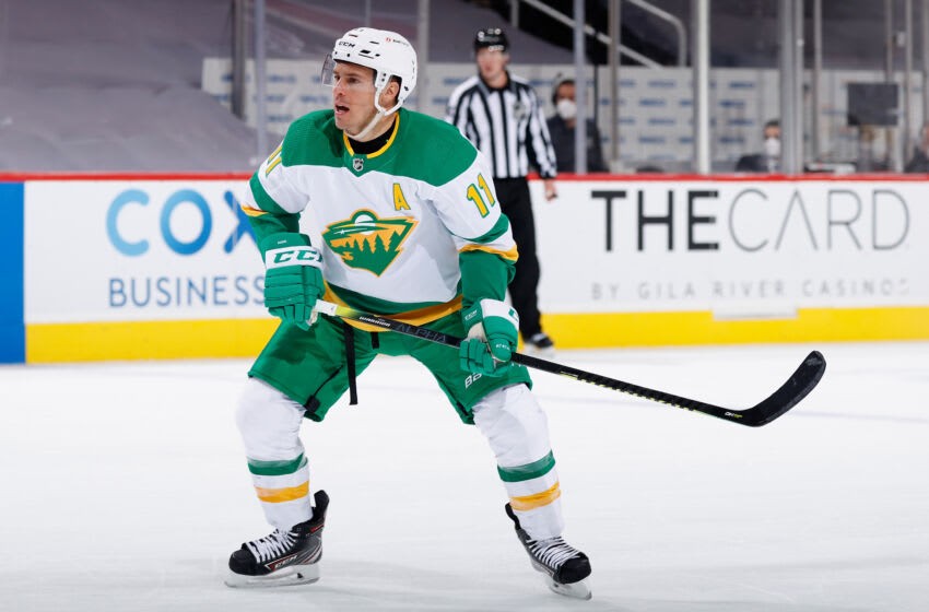 Islanders: Zach Parise spotted wearing Isles gear