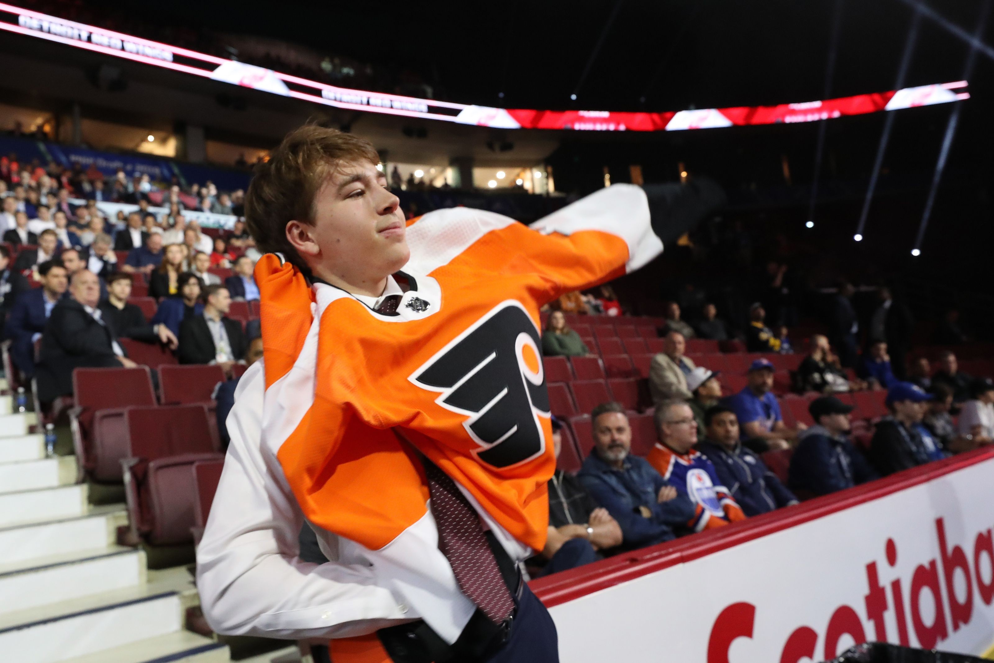 Philadelphia Flyers Select Goal-Scorer Bobby Brink at 34