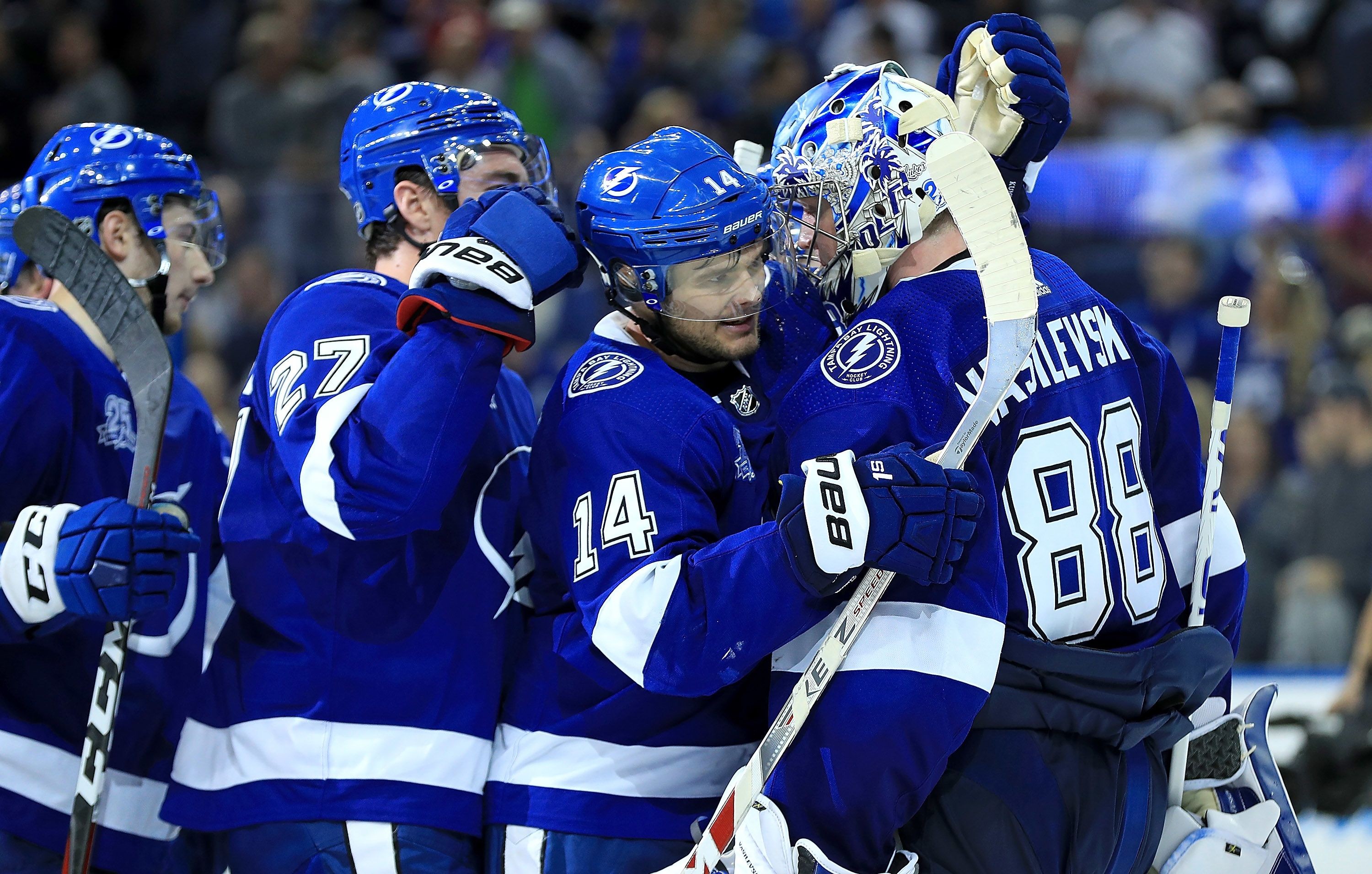 Tampa Bay Lightning completes amazing comeback over Toronto Maple Leafs