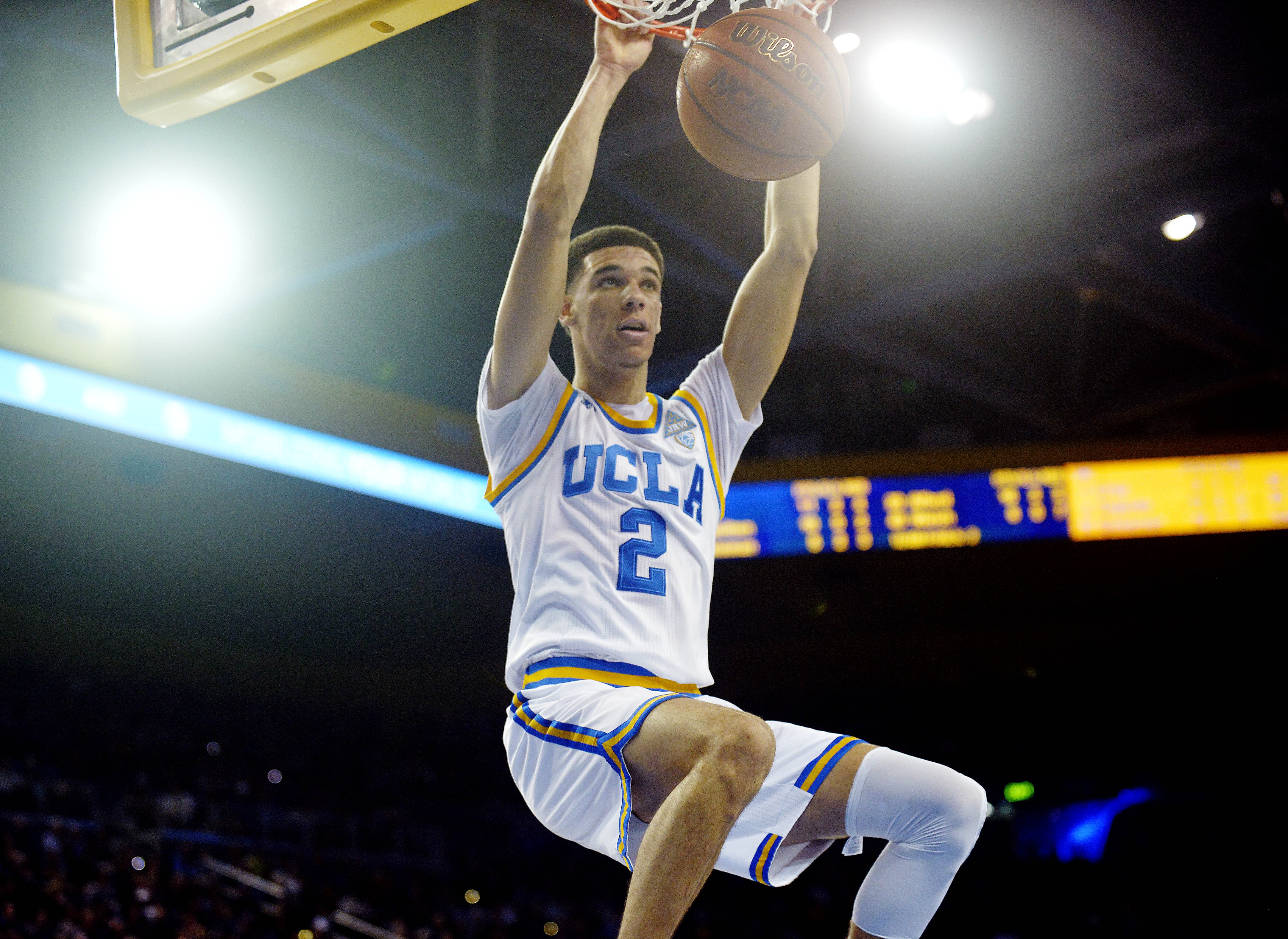 UCLA Basketball: Former Bruin Lonzo Ball is a human highlight reel