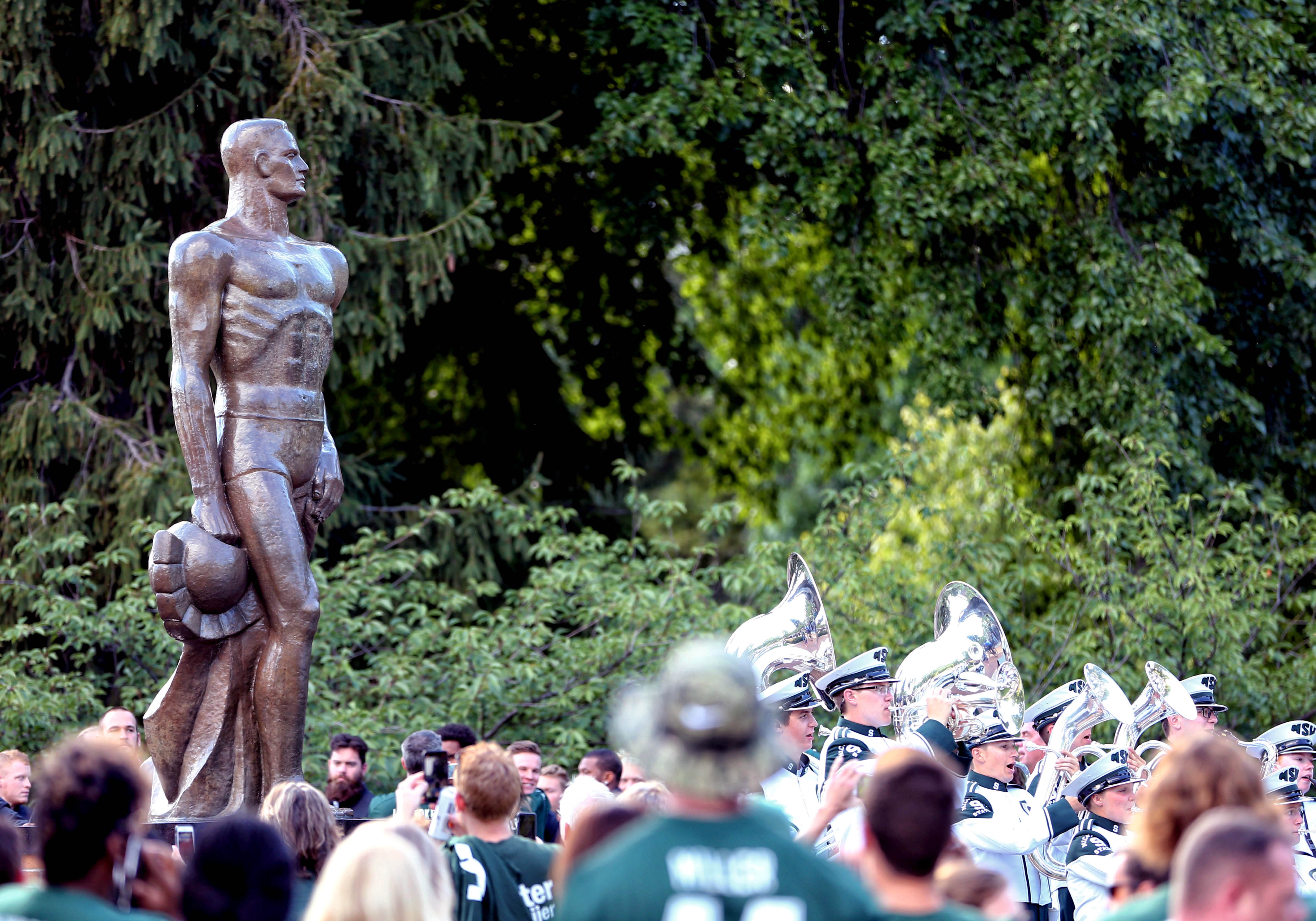 Michigan State’s Crunchy’s named one of 51 best college bars in America