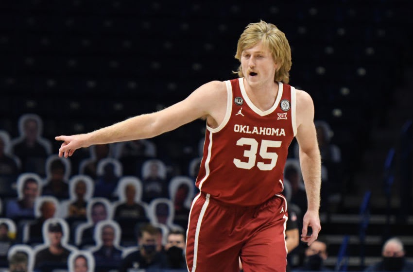 UNC Basketball: Where ESPN ranks Tar Heel transfer Brady Manek