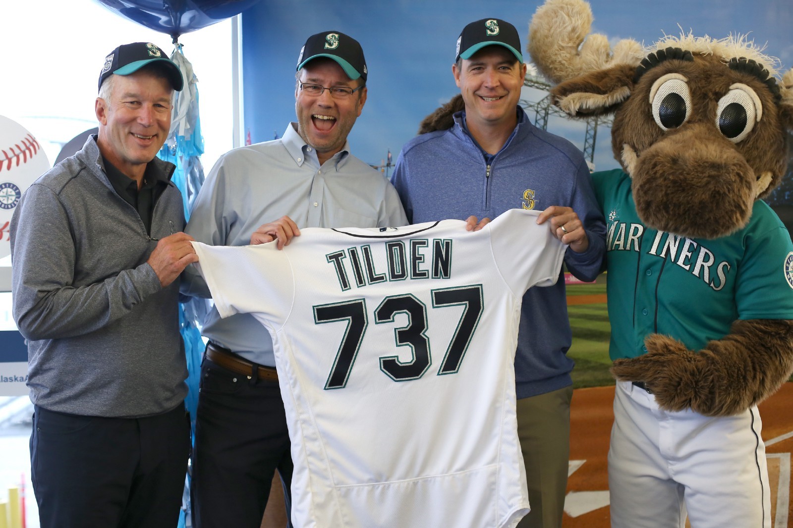 Mariners-Alaska Airlines 40th Anniversary Partnership