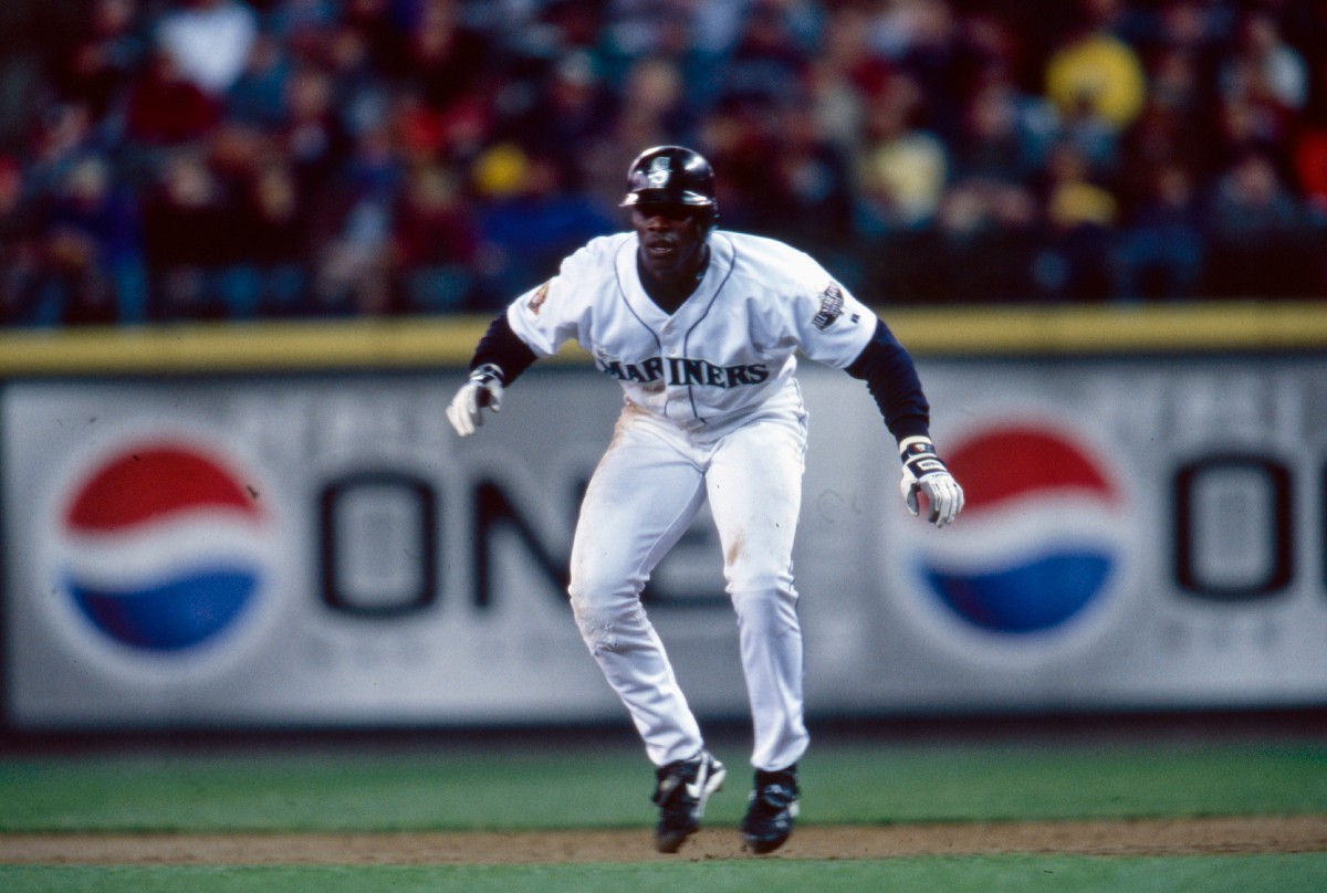 Mariners Add Mike Cameron to Player Development Staff