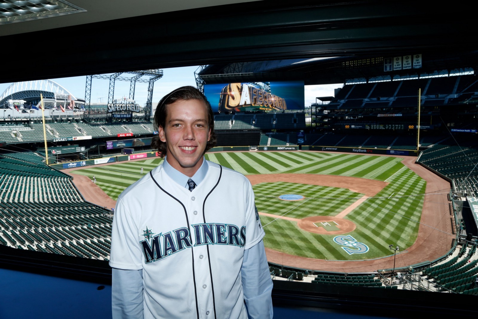 Mariners Sign First Round Draft Pick Logan Gilbert