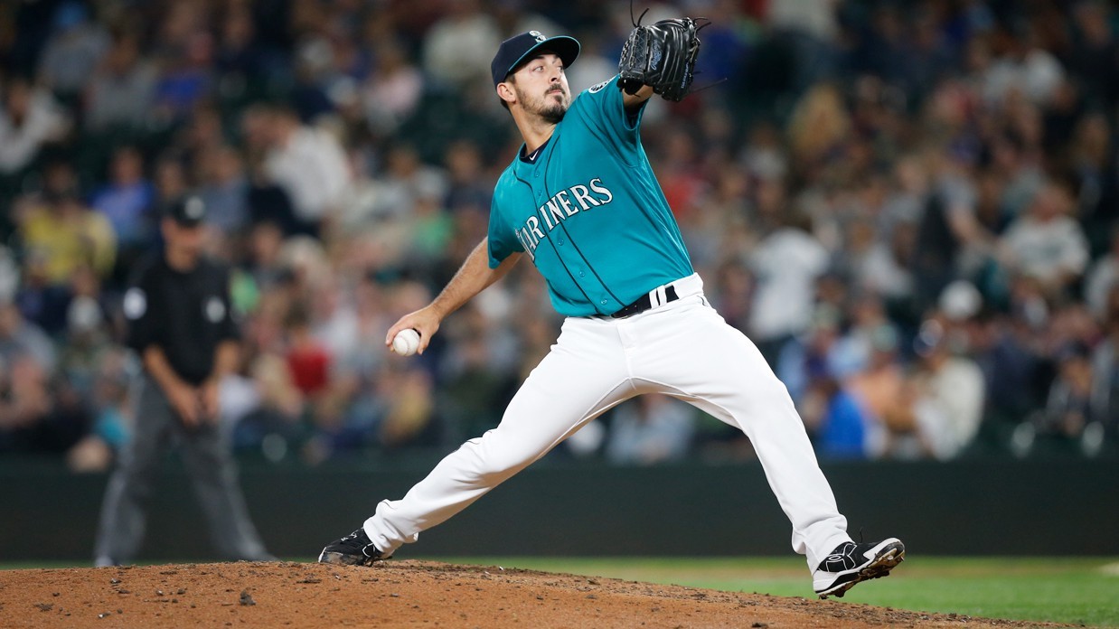 Mariners Make Two Roster Moves