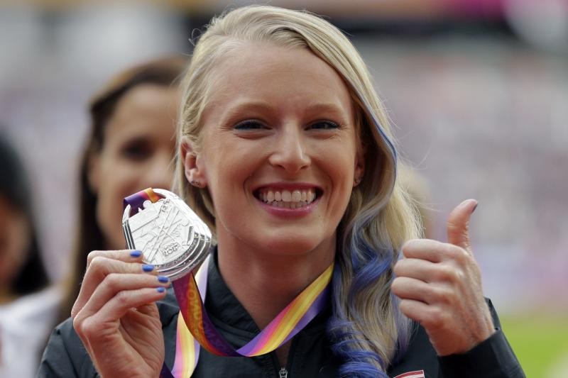 US Olympian Sandi Morris Was in Lockdown Across Street from Las Vegas ...