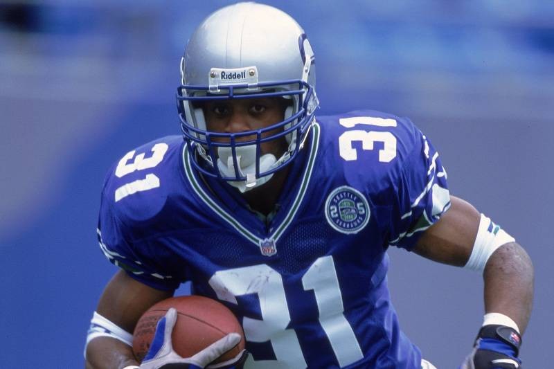 Ex-NFL RB Charlie Rogers Arrested for Wielding Sword, Making ...