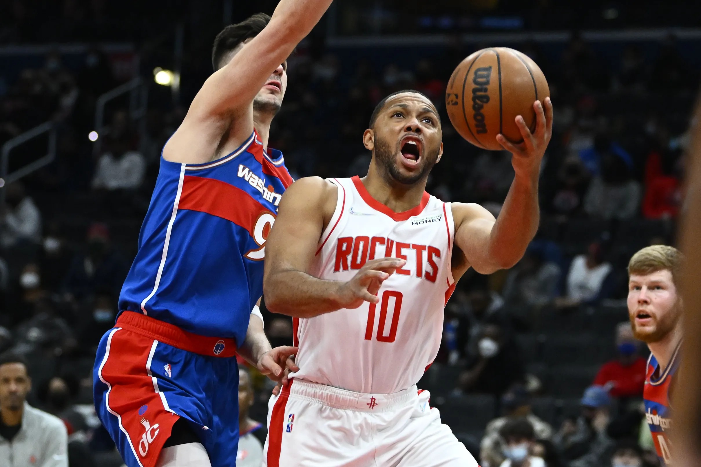 Phoenix Suns reportedly interested in Eric Gordon
